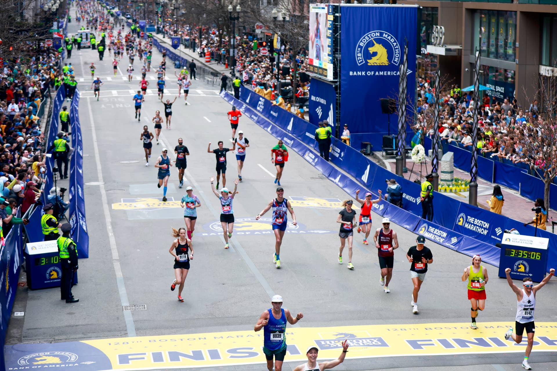 Woman Fakes Boston Marathon Finish With Stolen Race Photos - Men's Fitness