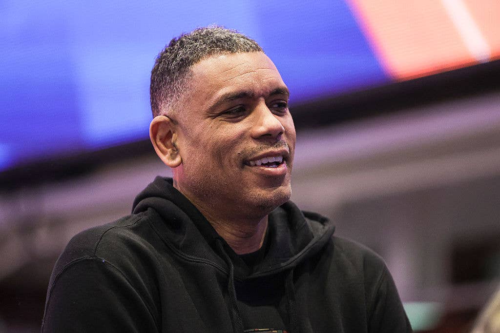 At Age 55, Allan Houston's Jump Shot Has No Expiration Date - Men's Fitness