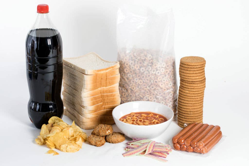 Junk Food is Rotting Your Brain and the Research Proves it - Men's Fitness