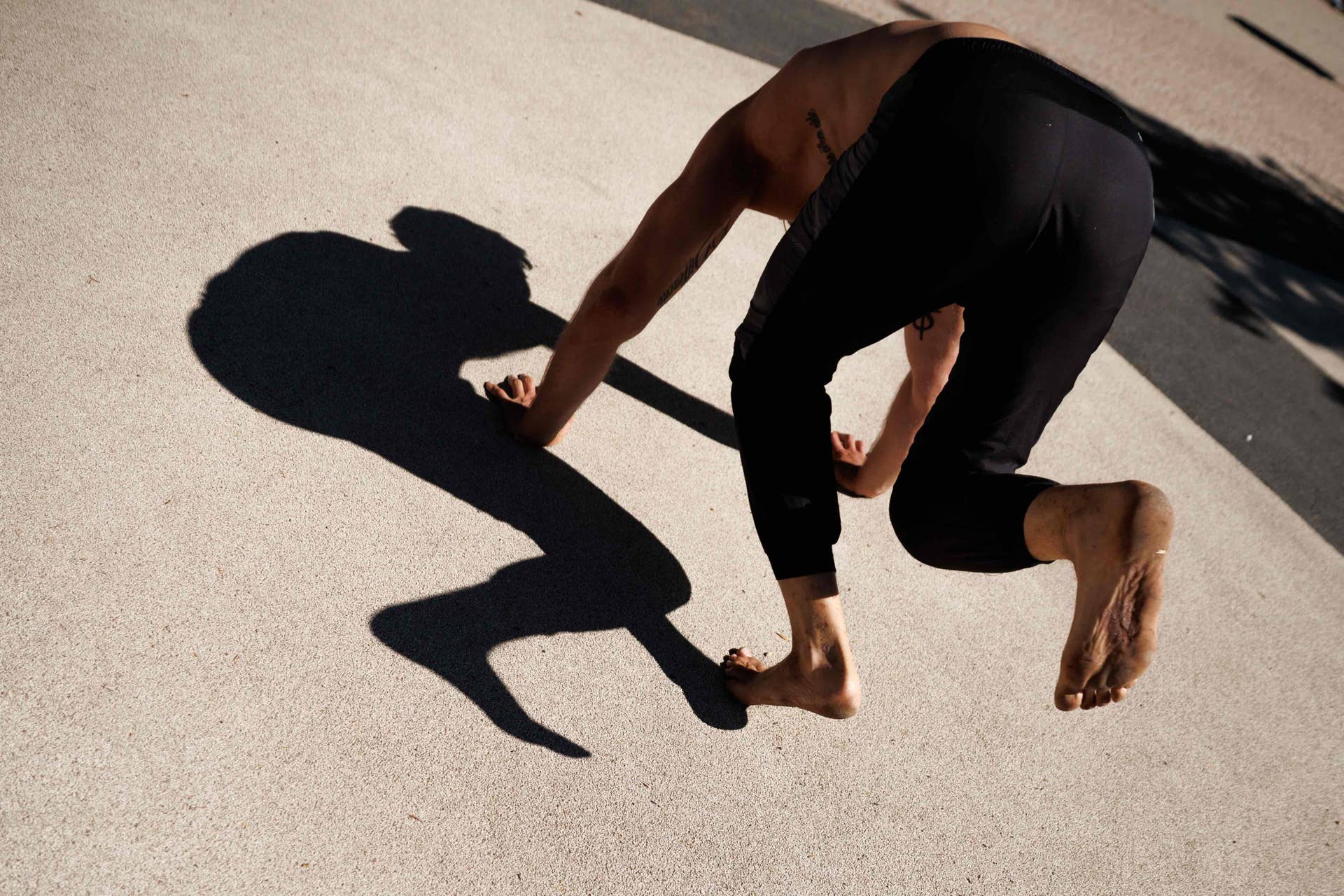 Why Every Man Should Learn to Crawl Again - Men's Fitness