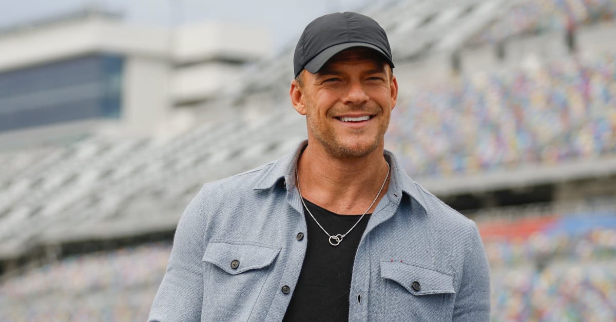 Alan Ritchson Shared His Cheap Protein Hack for Getting, and Staying ...