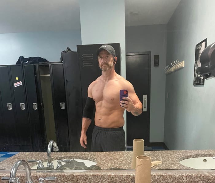 How a 42-Year-Old Gamer Shed 35 Pounds While Getting Ripped - Men's Fitness