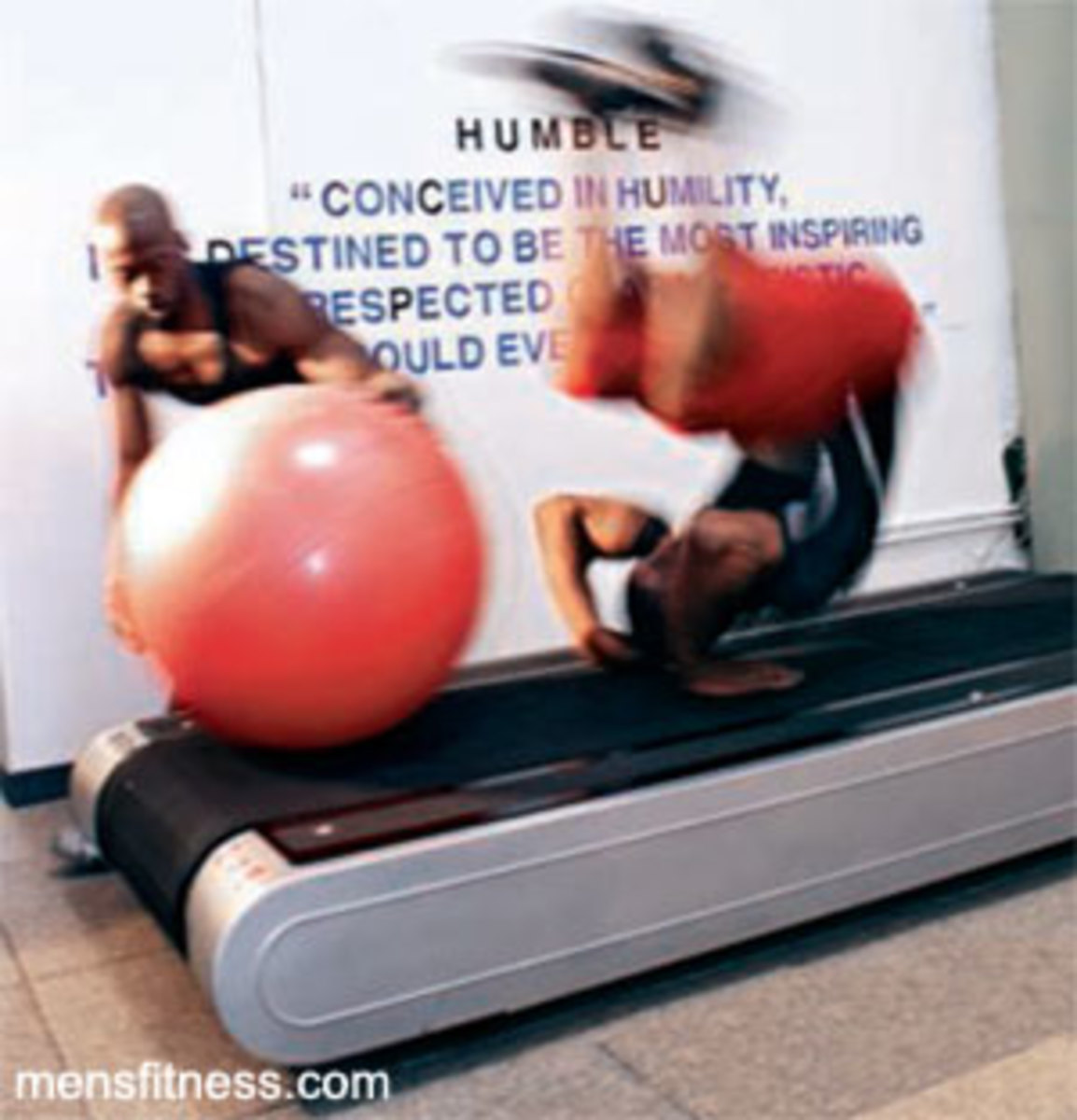 Reggie Bush's Intense Workout - Men's Fitness