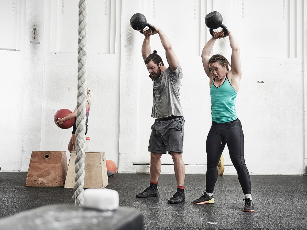 6 Total-Body Workouts That Melt Fat in Under 20 Minutes - Men's Fitness