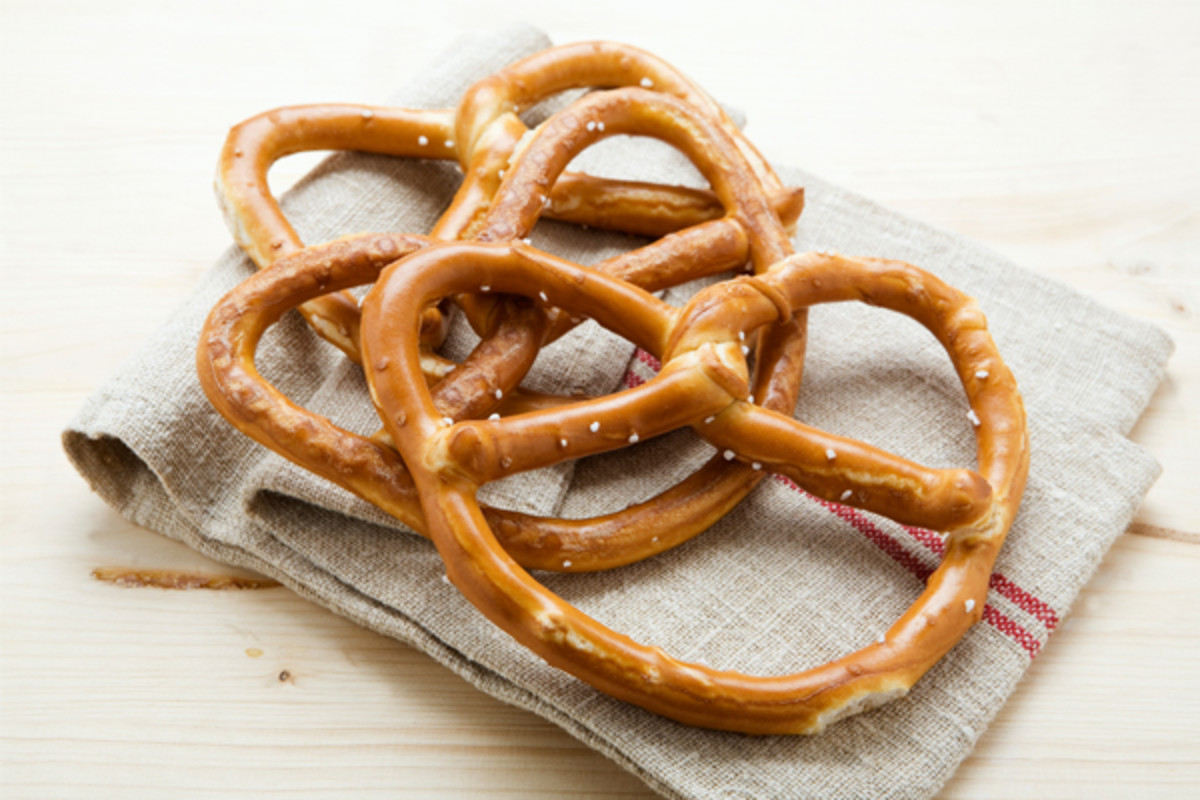 Snack options that cut guilt by the gram. - Men's Fitness