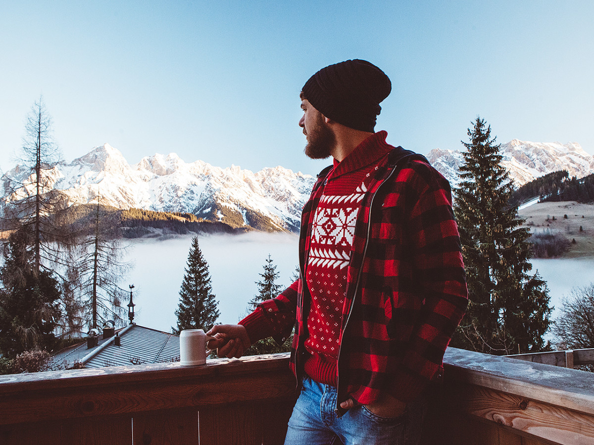 How to Avoid Winter Weight Gain (And Why It Happens) - Men's Fitness