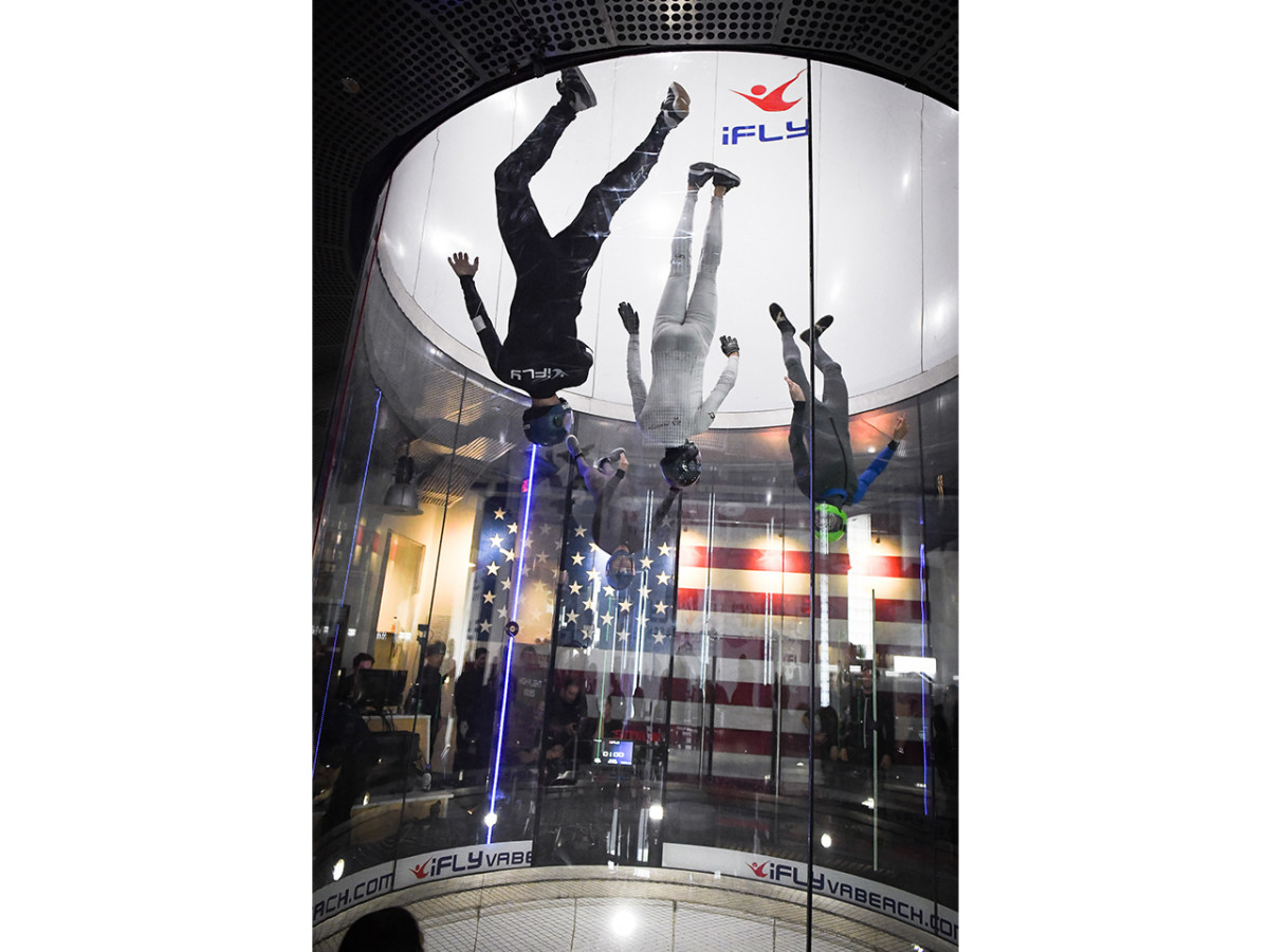 5 Fitness Training Tips From Competitive Indoor Skydivers - Men's Fitness