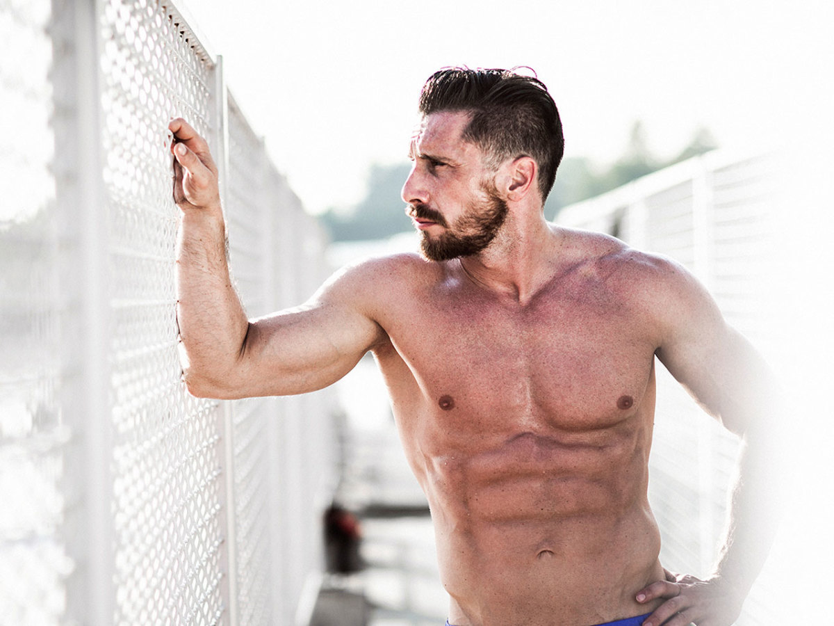 The 5-move anywhere abs workout - Men's Fitness