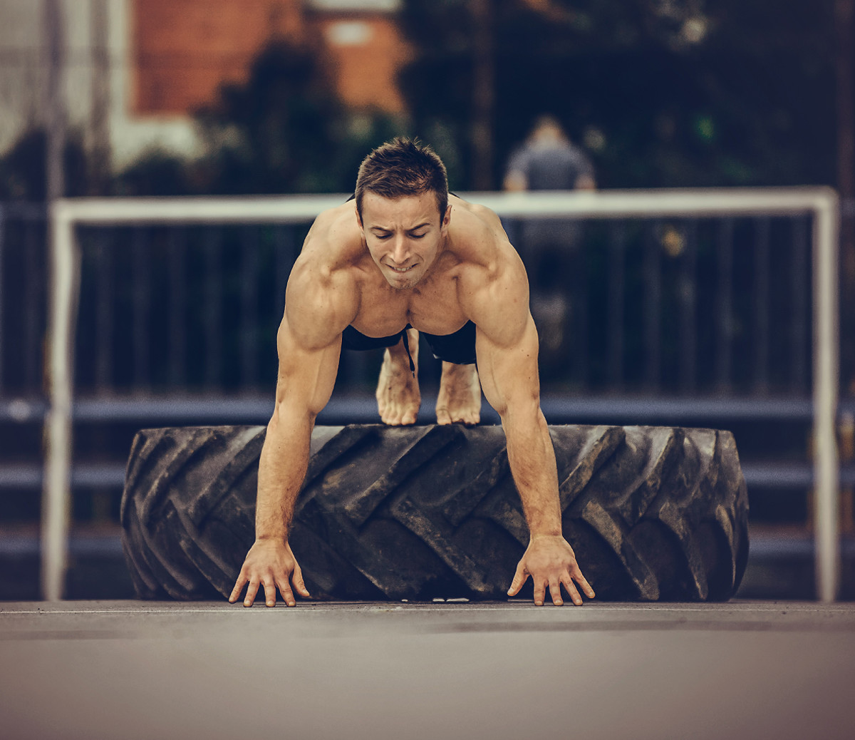 The Best Bodyweight Shoulder Exercises | Men's Journal - Men's Fitness