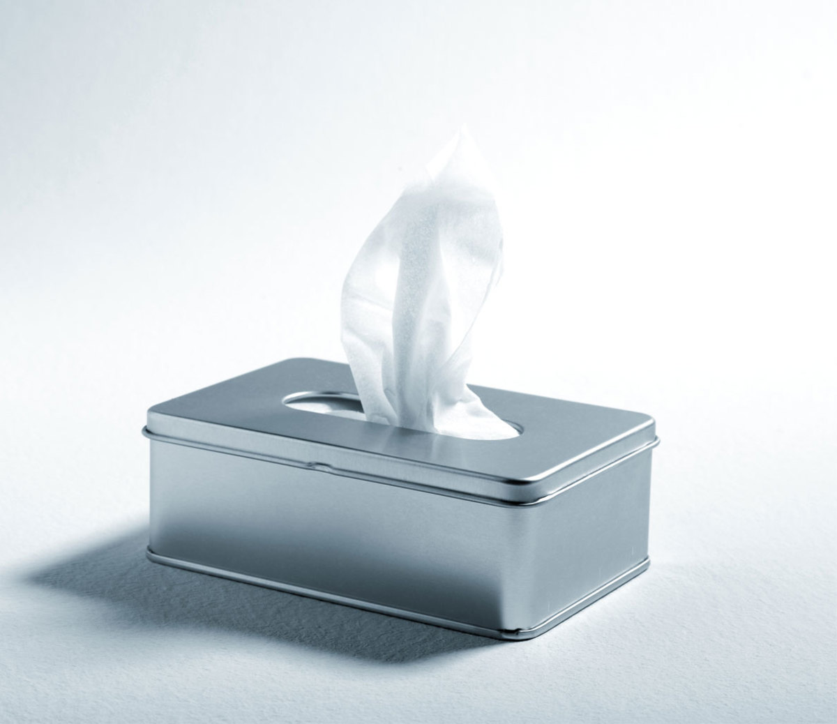 10 Ways to Win the War on Colds and the Flu - Men's Fitness