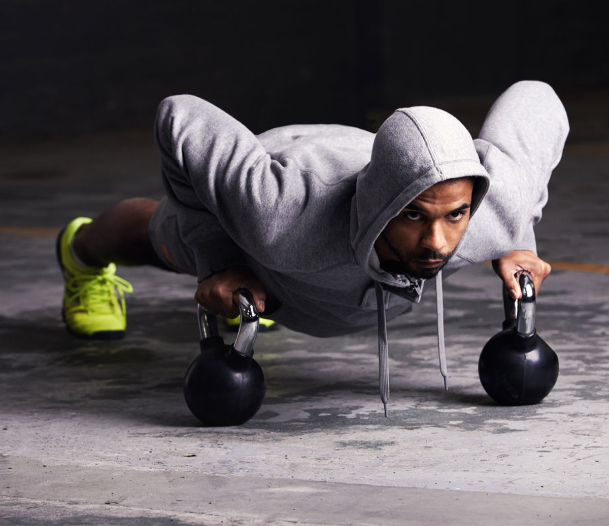 10 Kettlebell Workouts to Build Muscular Arms - Men's Fitness
