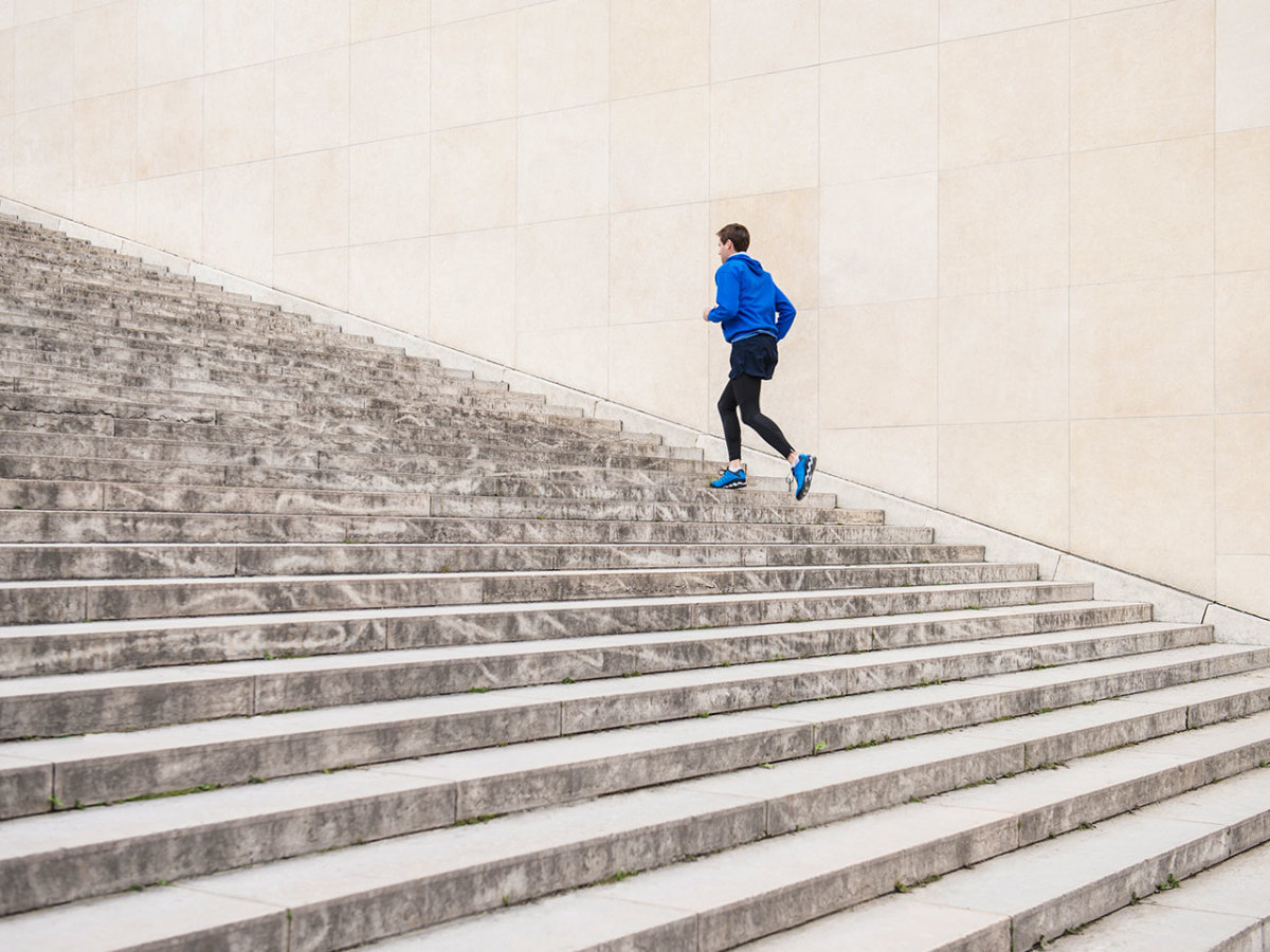 The 20-minute Stair Workout to Light Up Your Legs - Men's Fitness
