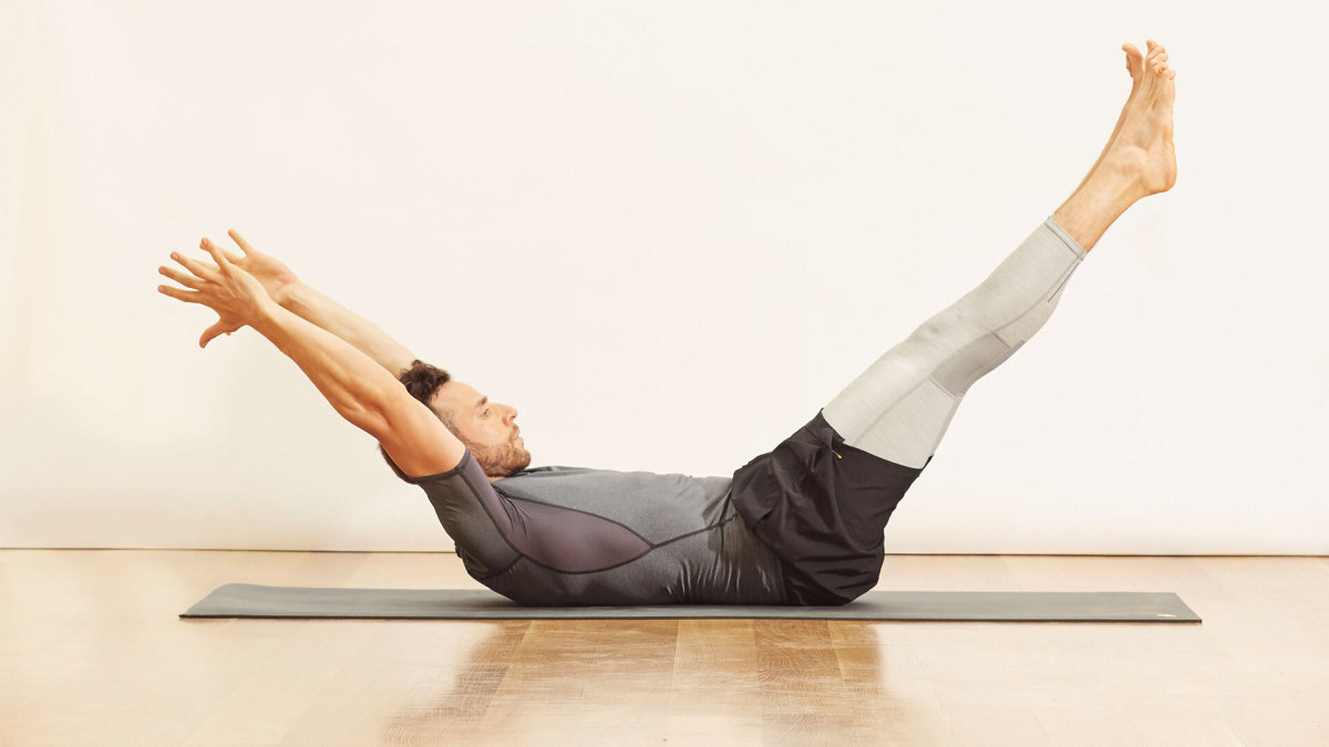 Strengthen Your Core With These Bodyweight Abs Exercises - Men's Fitness
