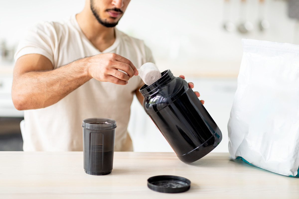 Lead and Cadmium Found in Popular Protein Powders, Report Finds - Men's ...