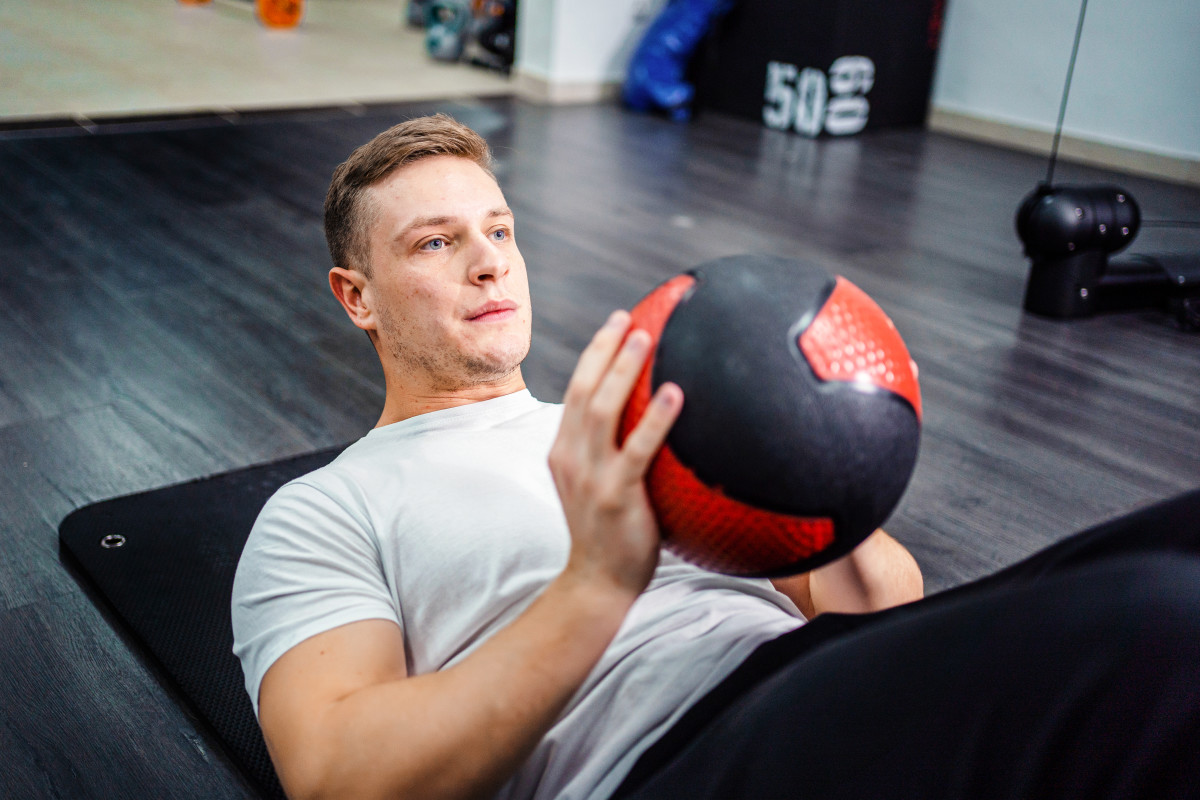 Slam Ball Exercises for Building Power & Functional Strength - Men's ...