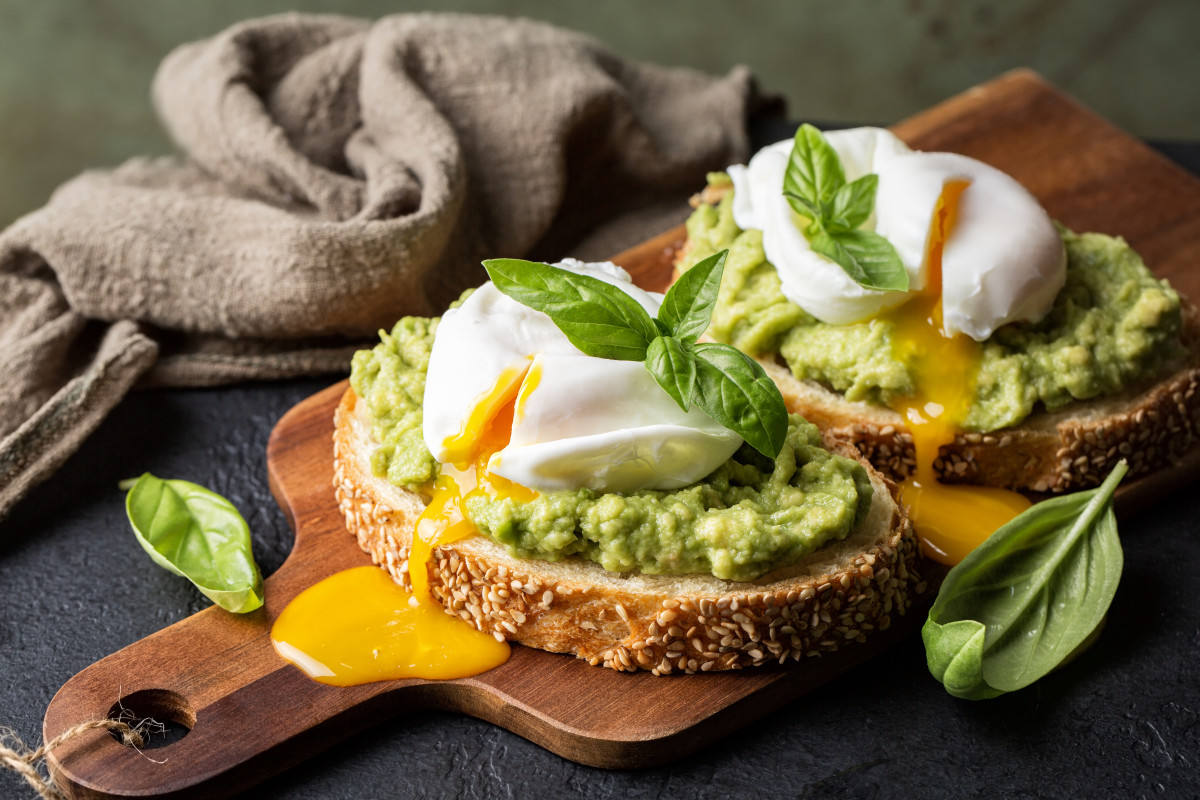 The 9 Best High-Protein Breakfasts, According to Dietitians - Men's Fitness