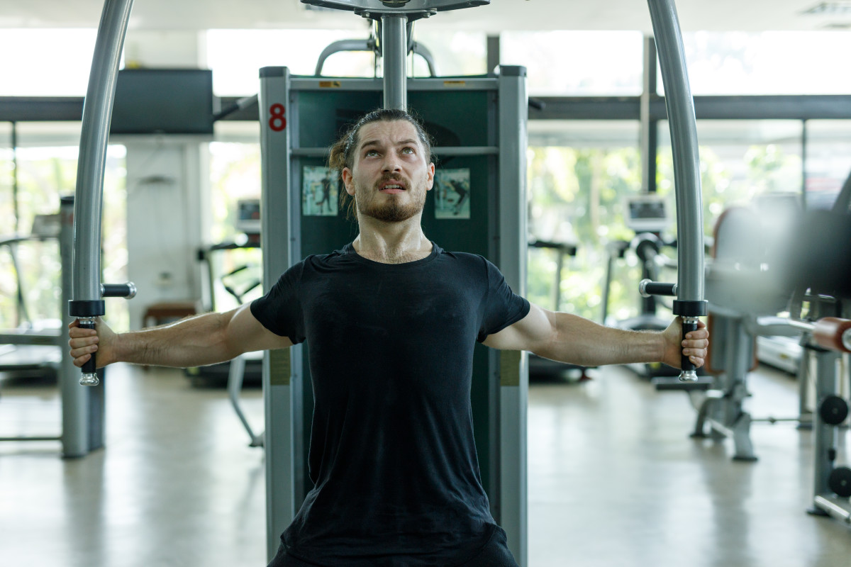 Mike Israetel and Jared Feather Share the Best Upper-Body Gym Machines ...