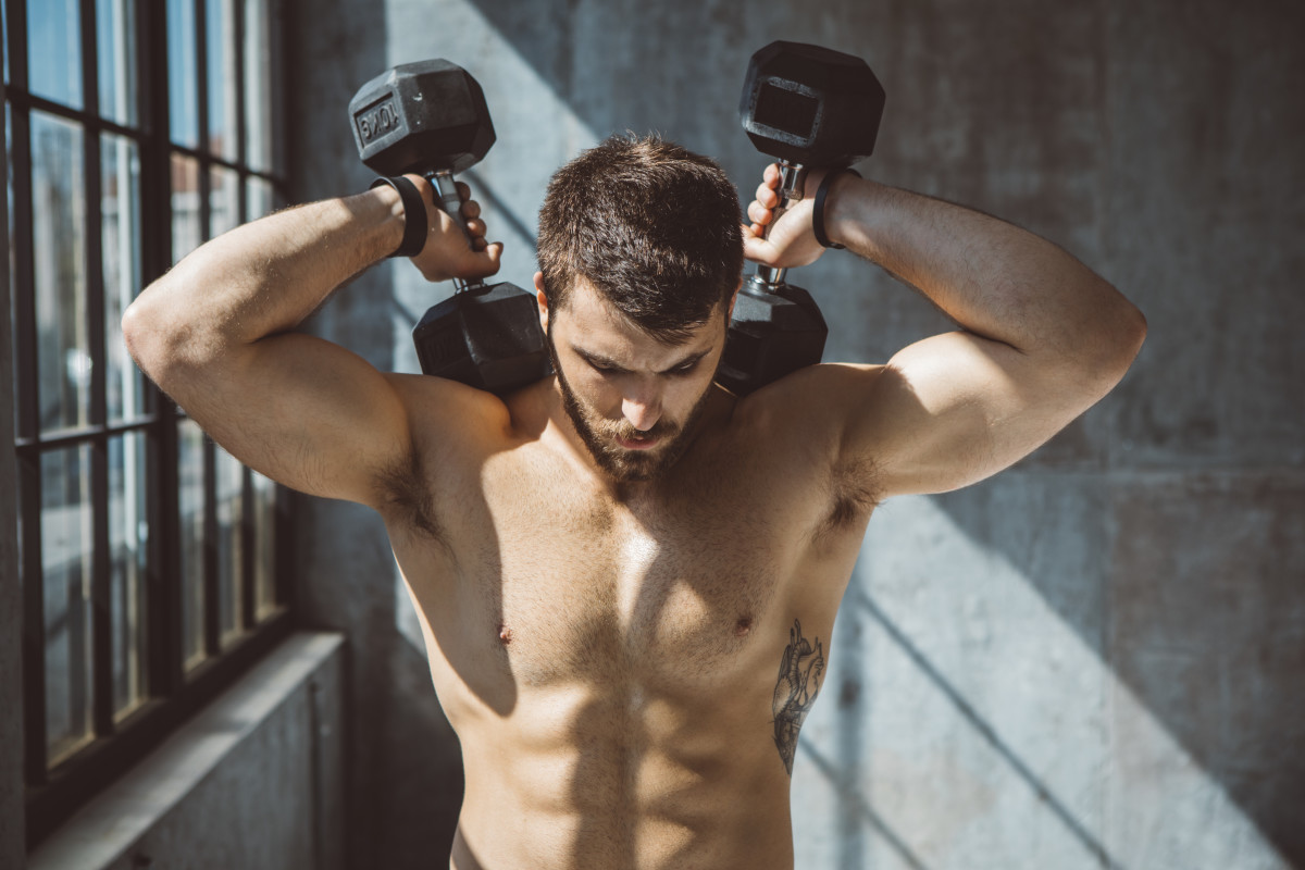 The 8 Best Dumbbell Core Exercises to Build Strength and 6-Pack Abs ...