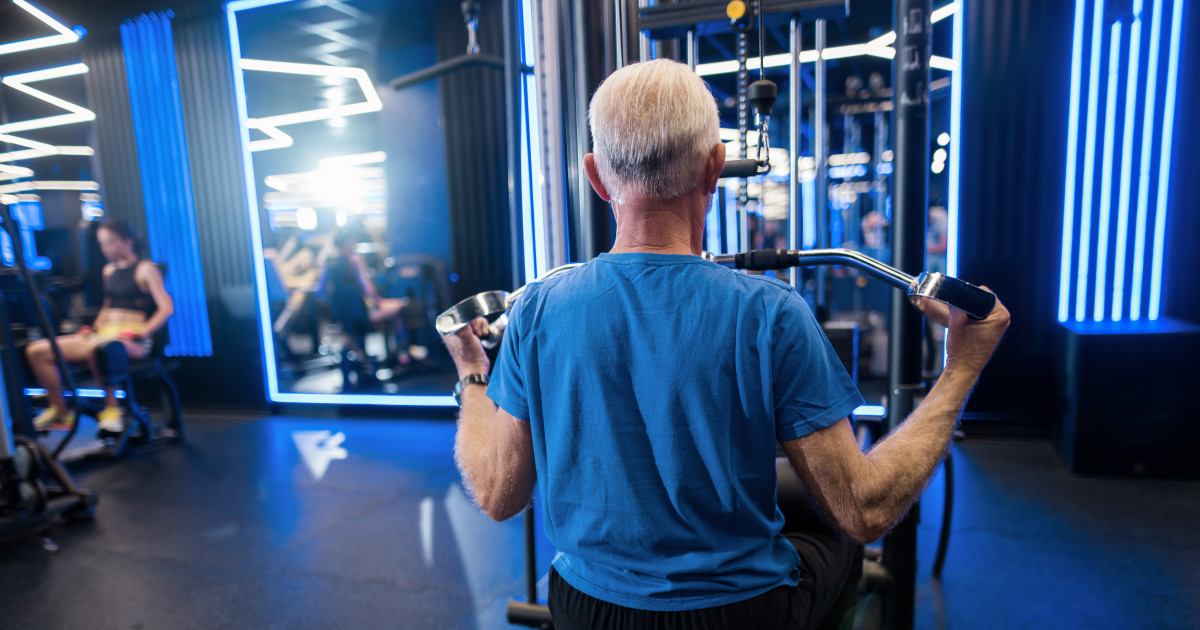 Study: The Sit-Rise Test Reveals Longevity Clues - Men's Fitness