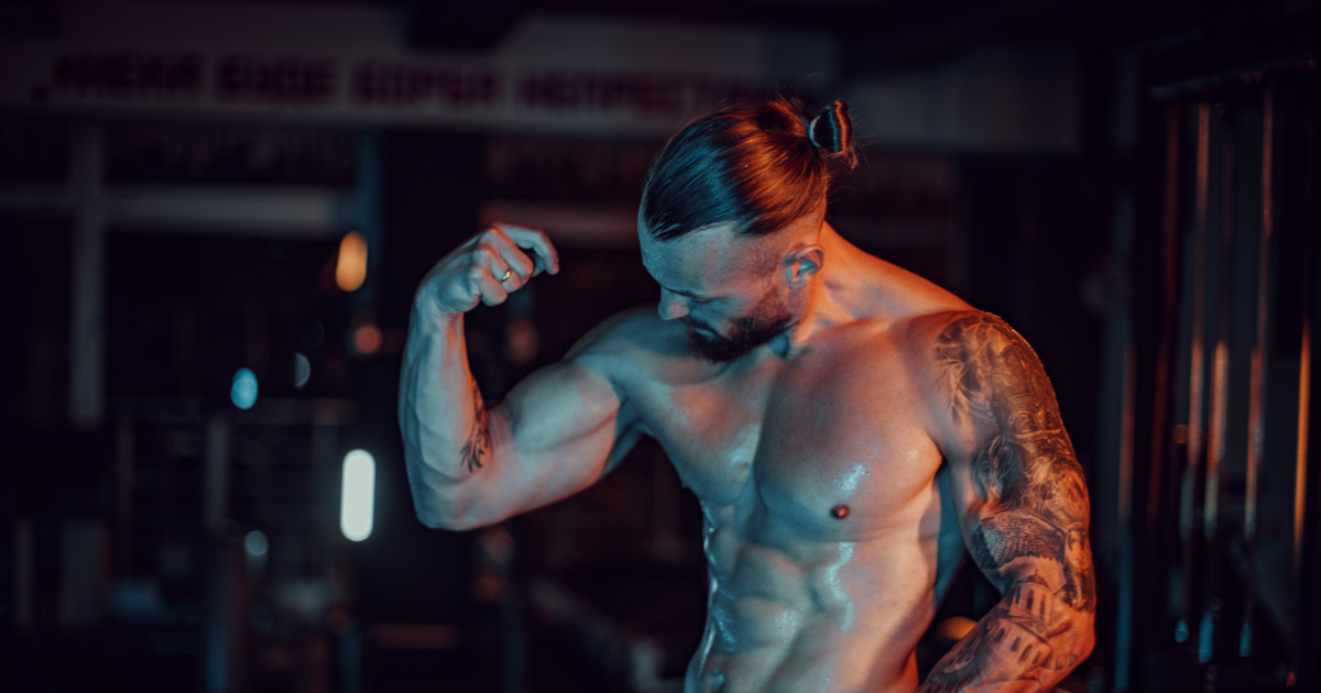 Why Jay Cutler Swears By This Bicep Exercise for Thicker Arms - Men's ...