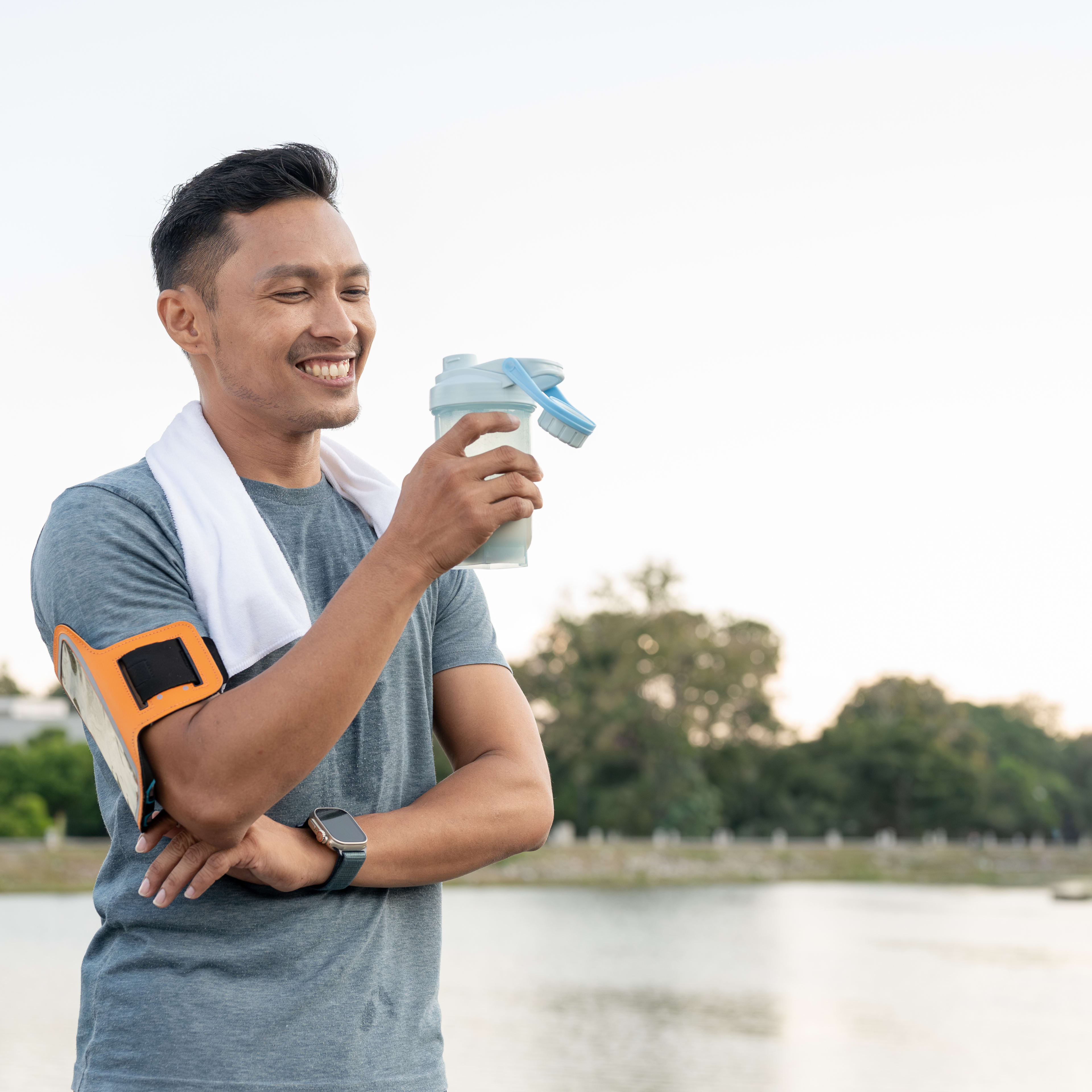 David Protein Bars Face Lawsuit Over Key Ingredient - Men's Fitness