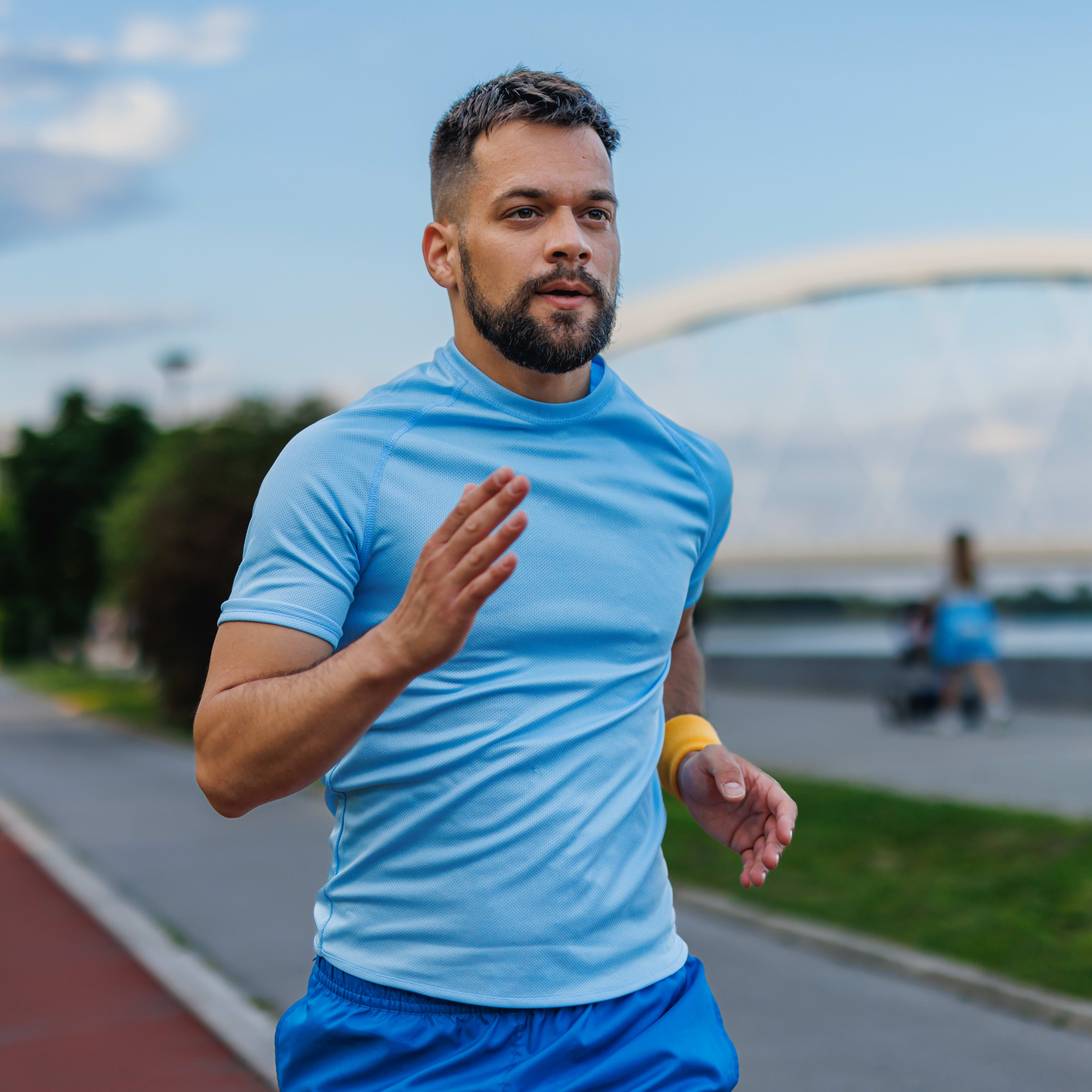 The Healthiest Types of Alcohol, According to Dietitians - Men's Fitness