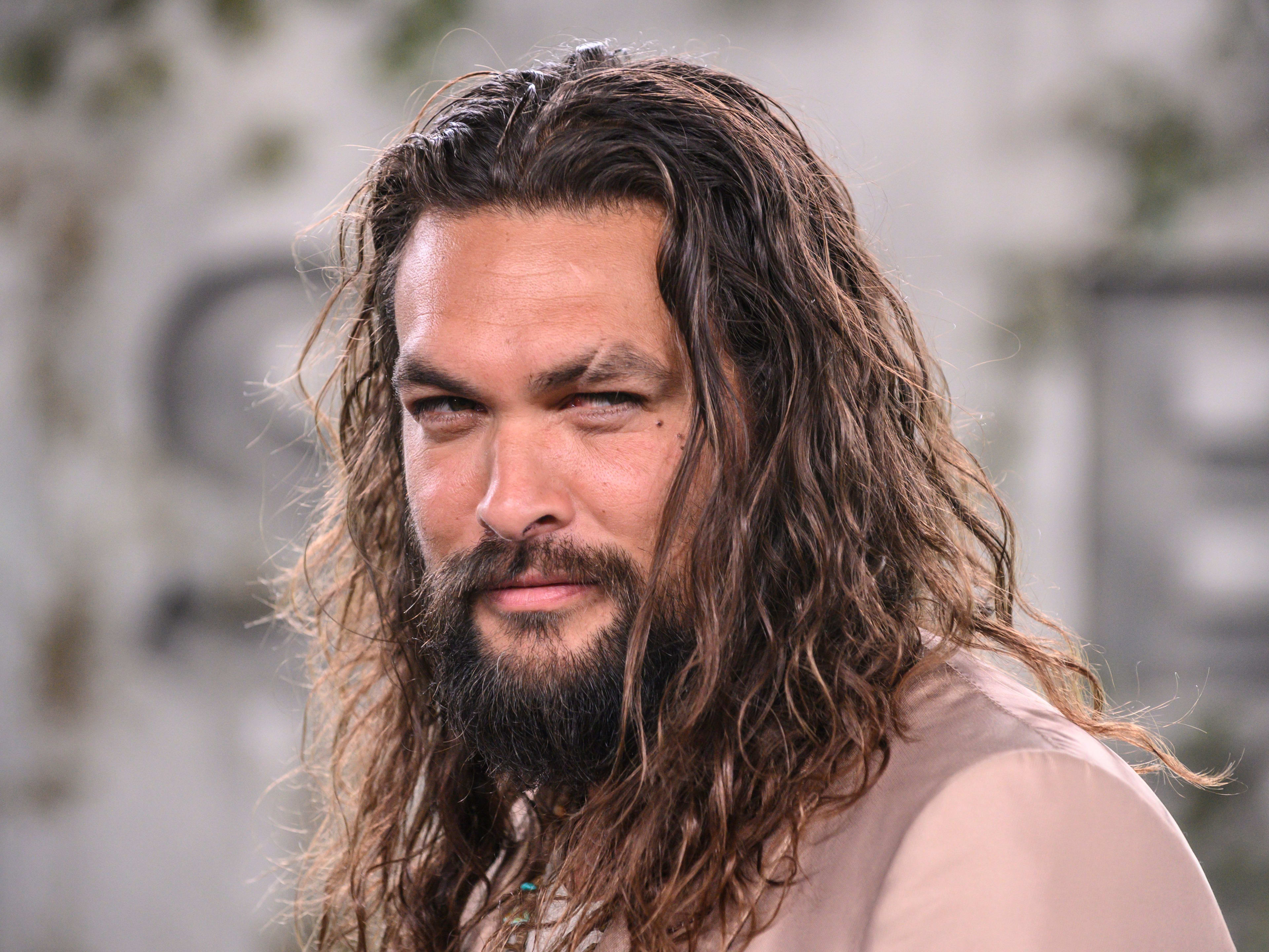 Jason Momoa Shaves Beard to Fight Single-Use Plastic - Men's Fitness