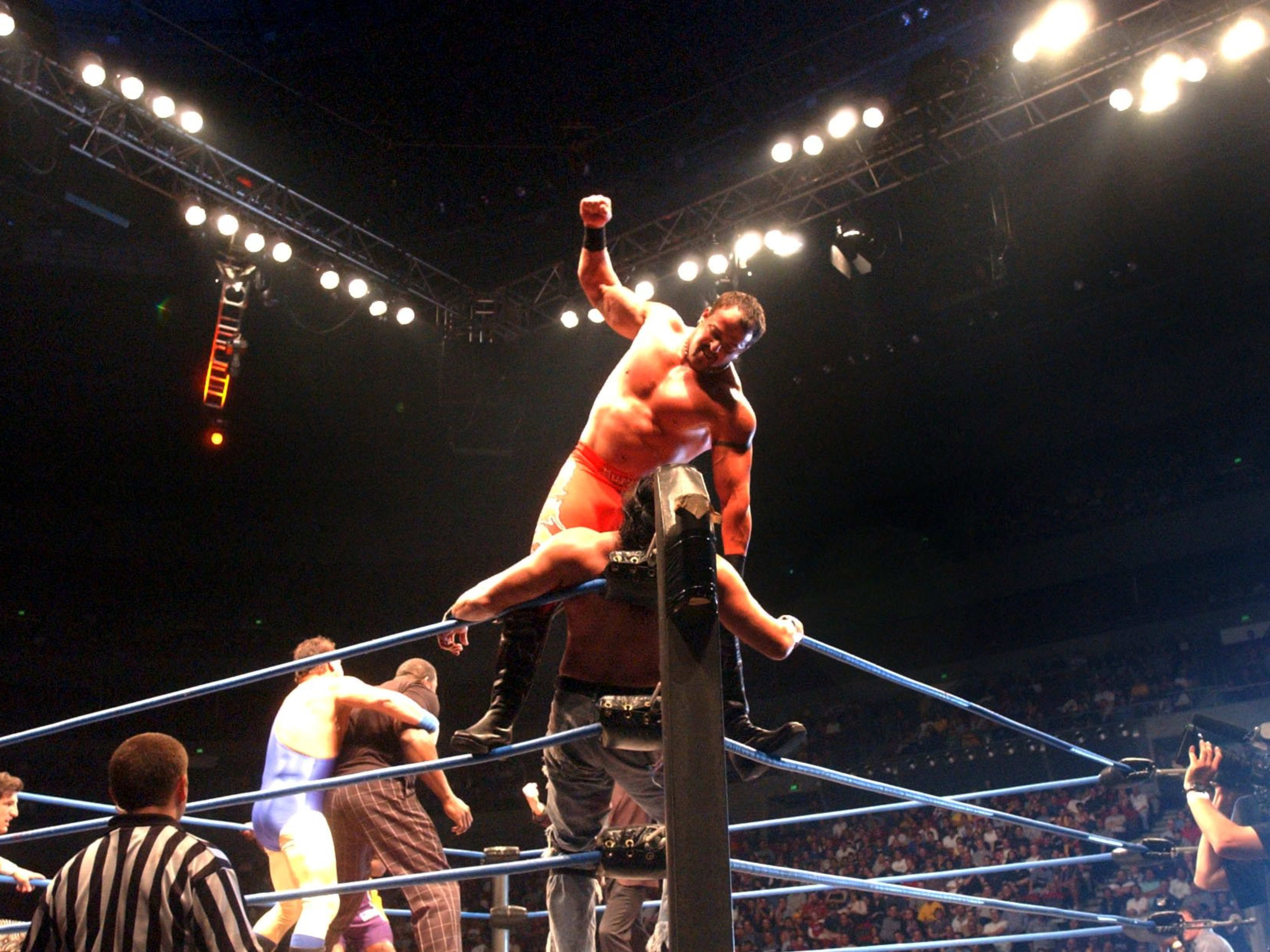 Buff Bagwell Embraces New Life After Leg Amputation - Men's Fitness