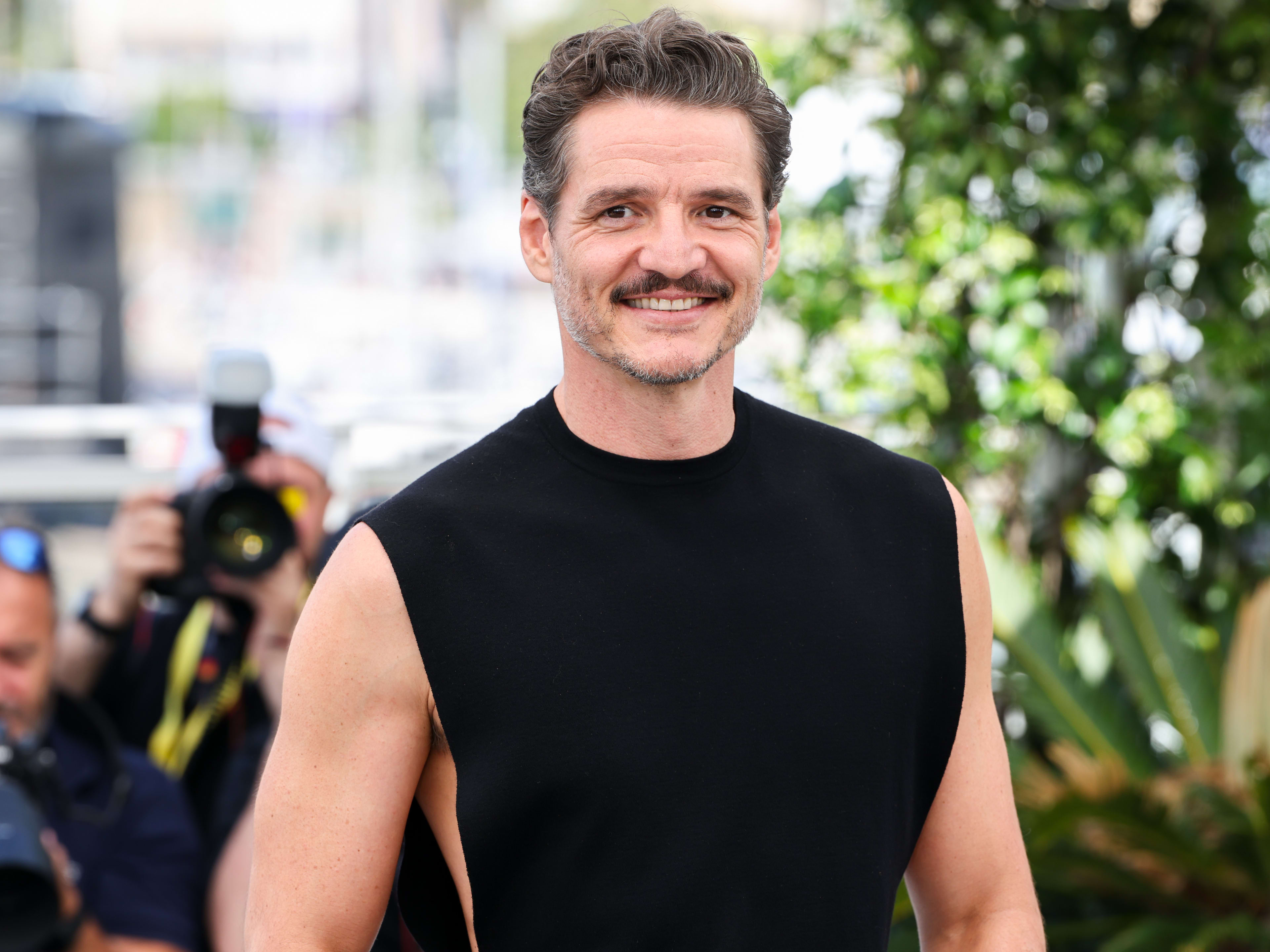 Pedro Pascal Lost 80 Pounds With This Simple Workout - Men's Fitness