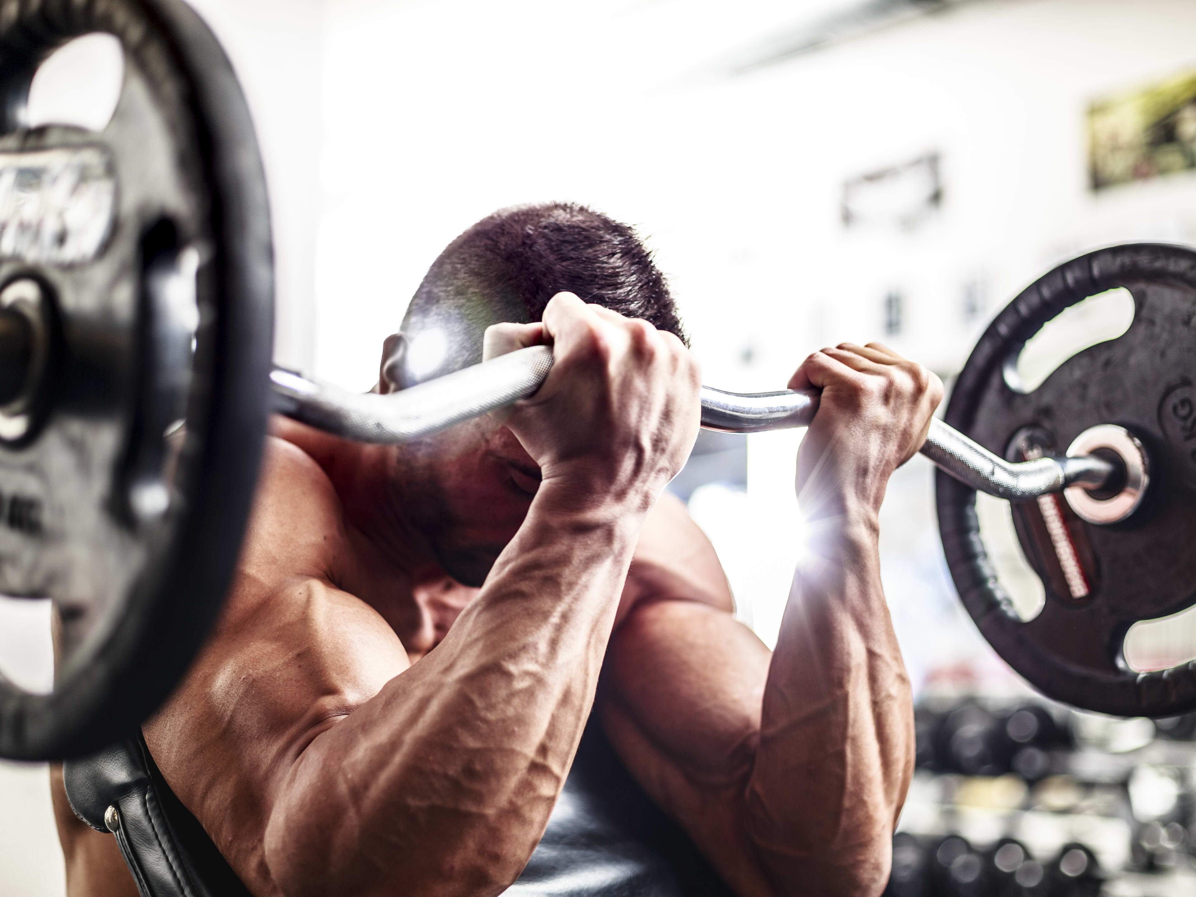 The 25-Rep Training Method to Boost Size and Strength - Men's Fitness