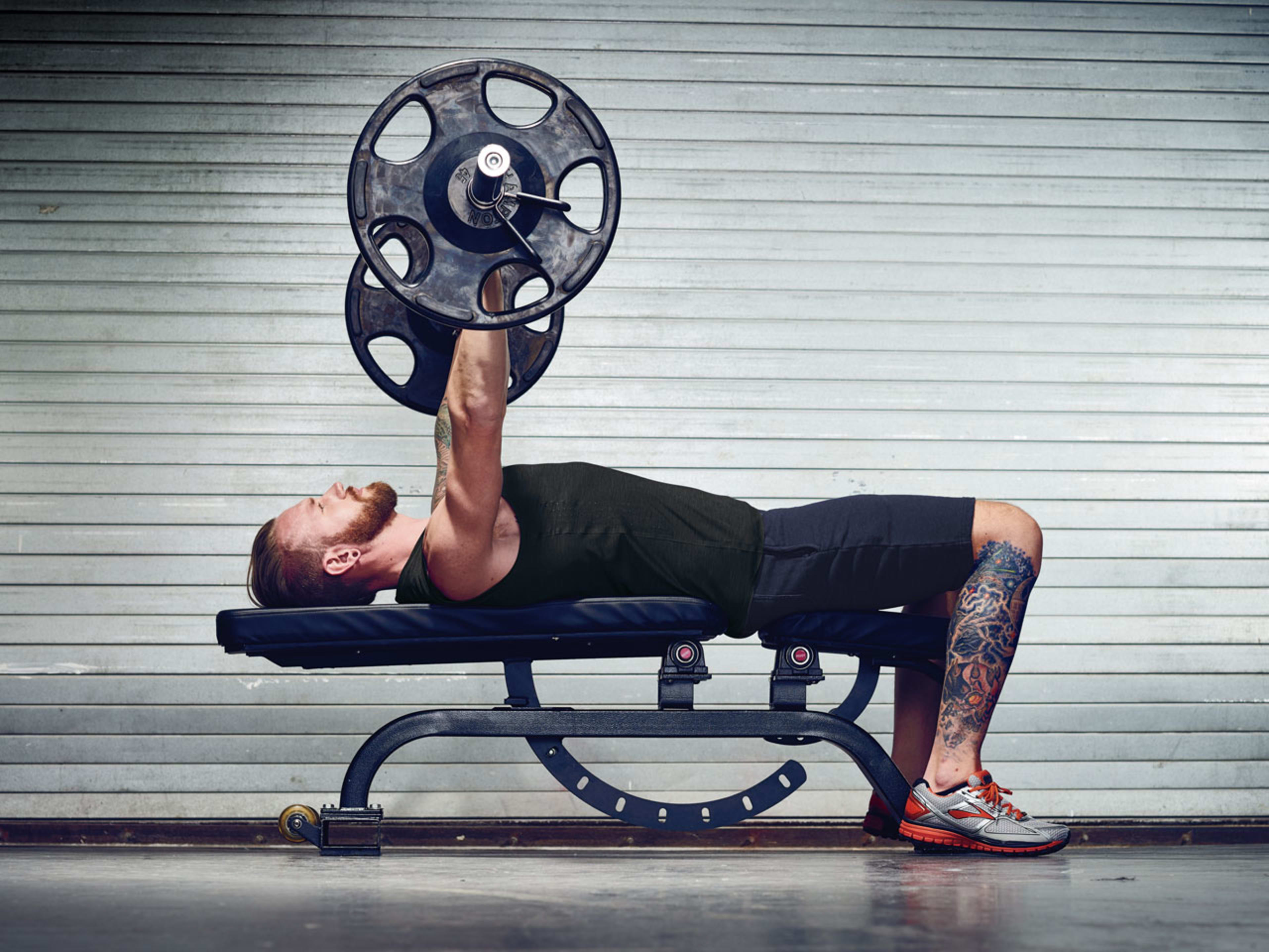 The alpha male muscle man plan - Men's Fitness