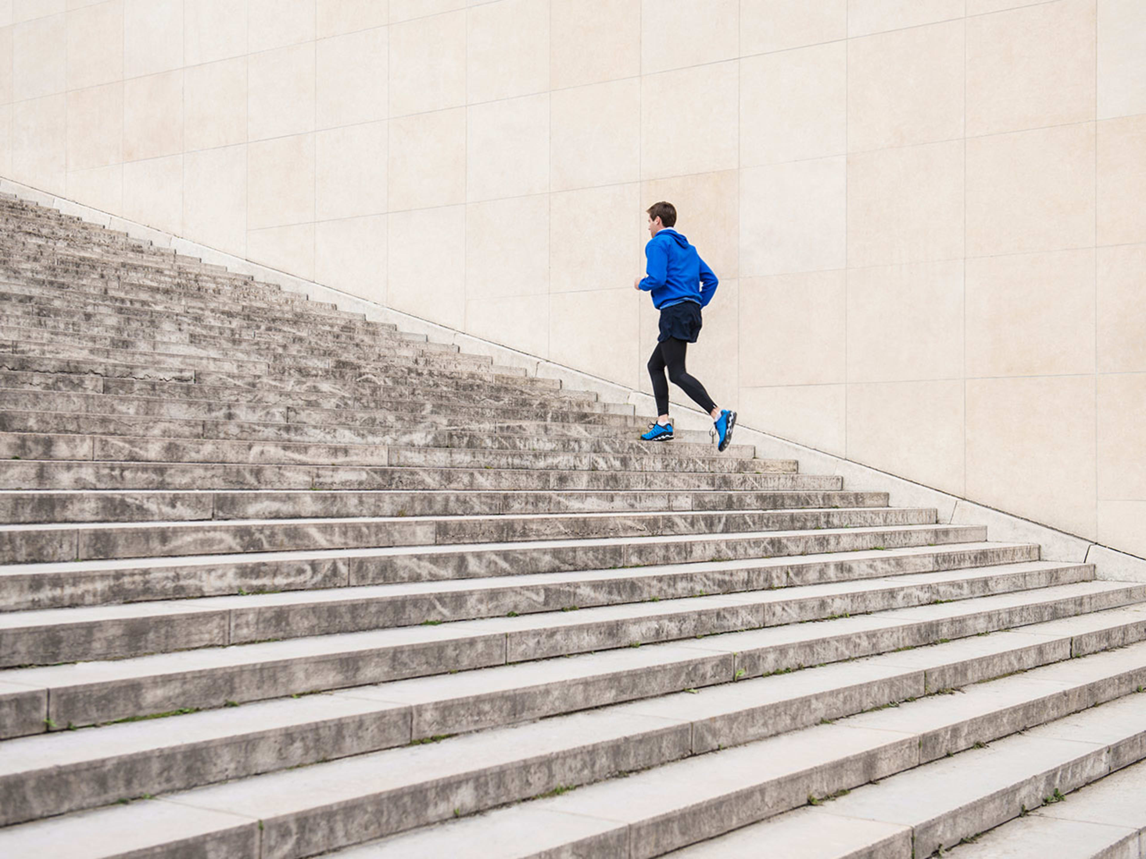 The 20-minute Stair Workout to Light Up Your Legs - Men's Fitness