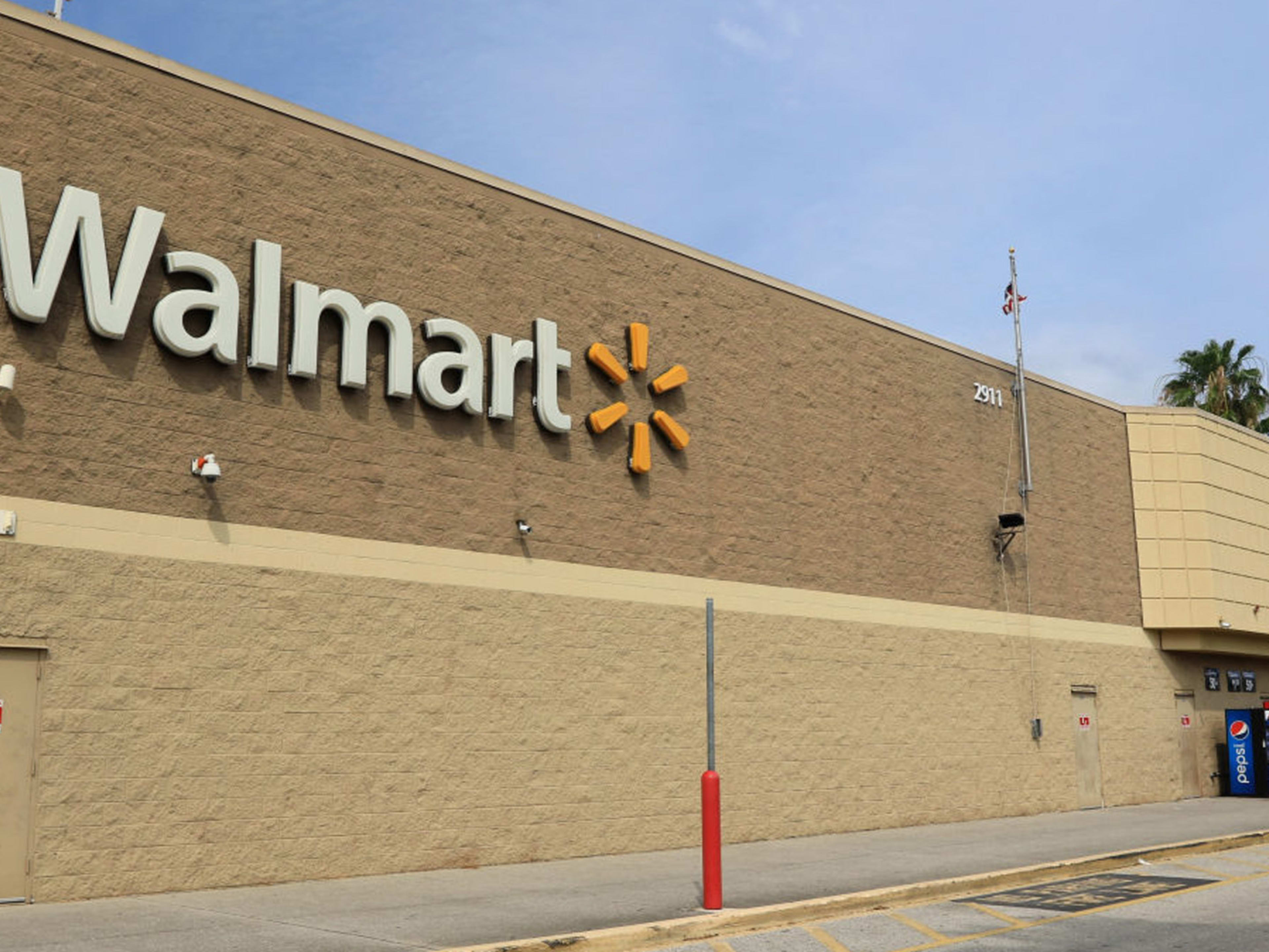 Walmart’s Bestselling Weight Bench Is Now Over $100 Off - Men's Fitness