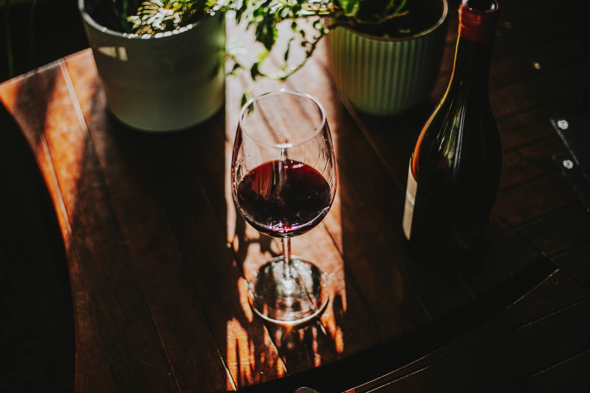 Chemists Find the Real Source of Red Wine Headaches - Men's Fitness