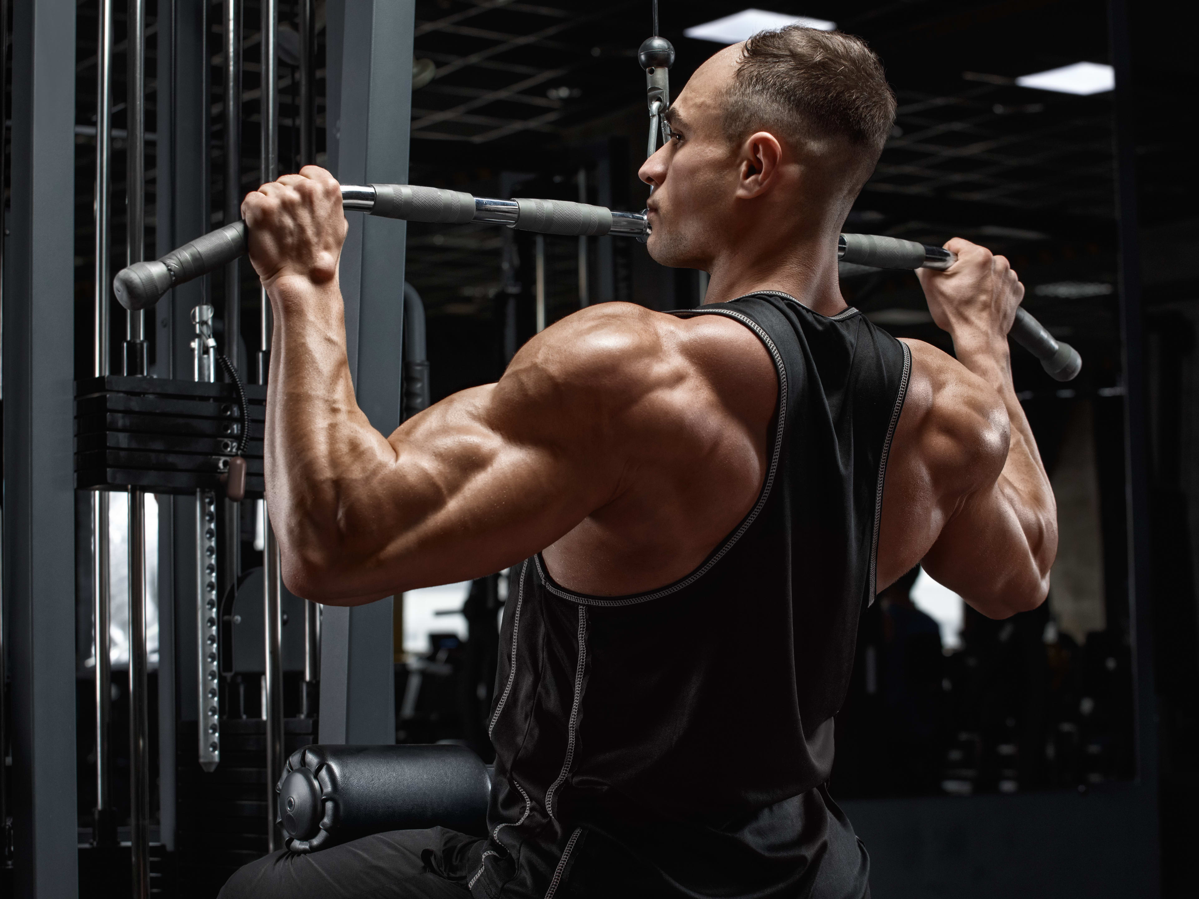 Jay Cutler Swears This One Strength Move Is the Key to a V-Taper Torso ...