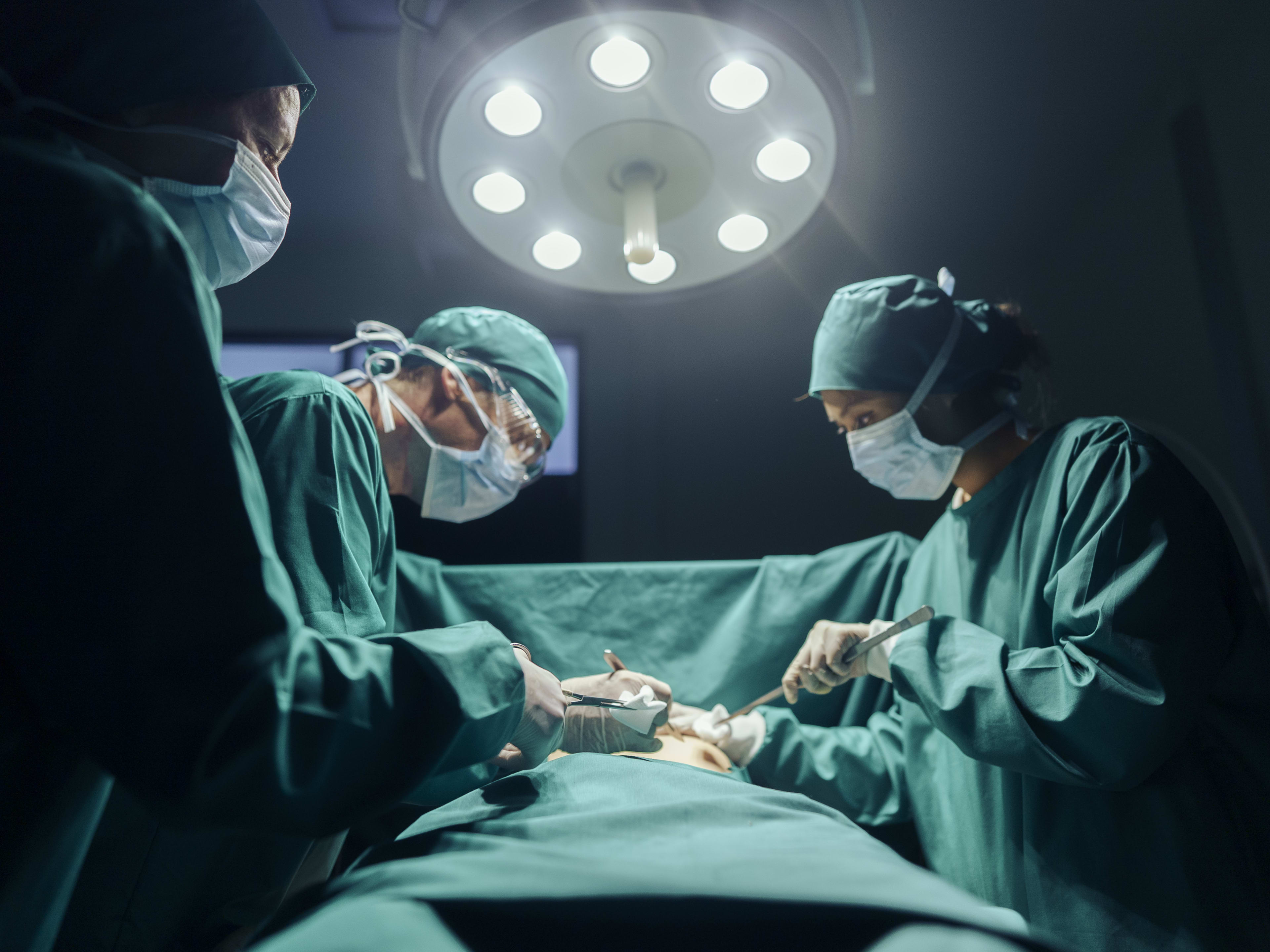 Patient Dies of Rabies Contracted From Organ Transplant - Men's Fitness