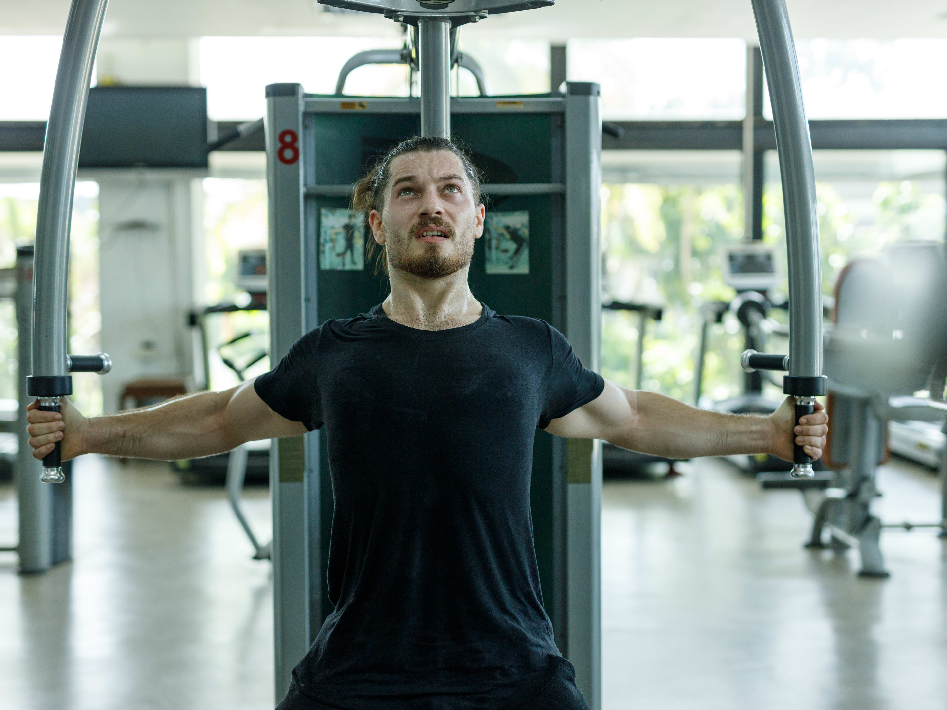 Mike Israetel and Jared Feather Share the Best Upper-Body Gym Machines for Muscle Growth - Men's ...