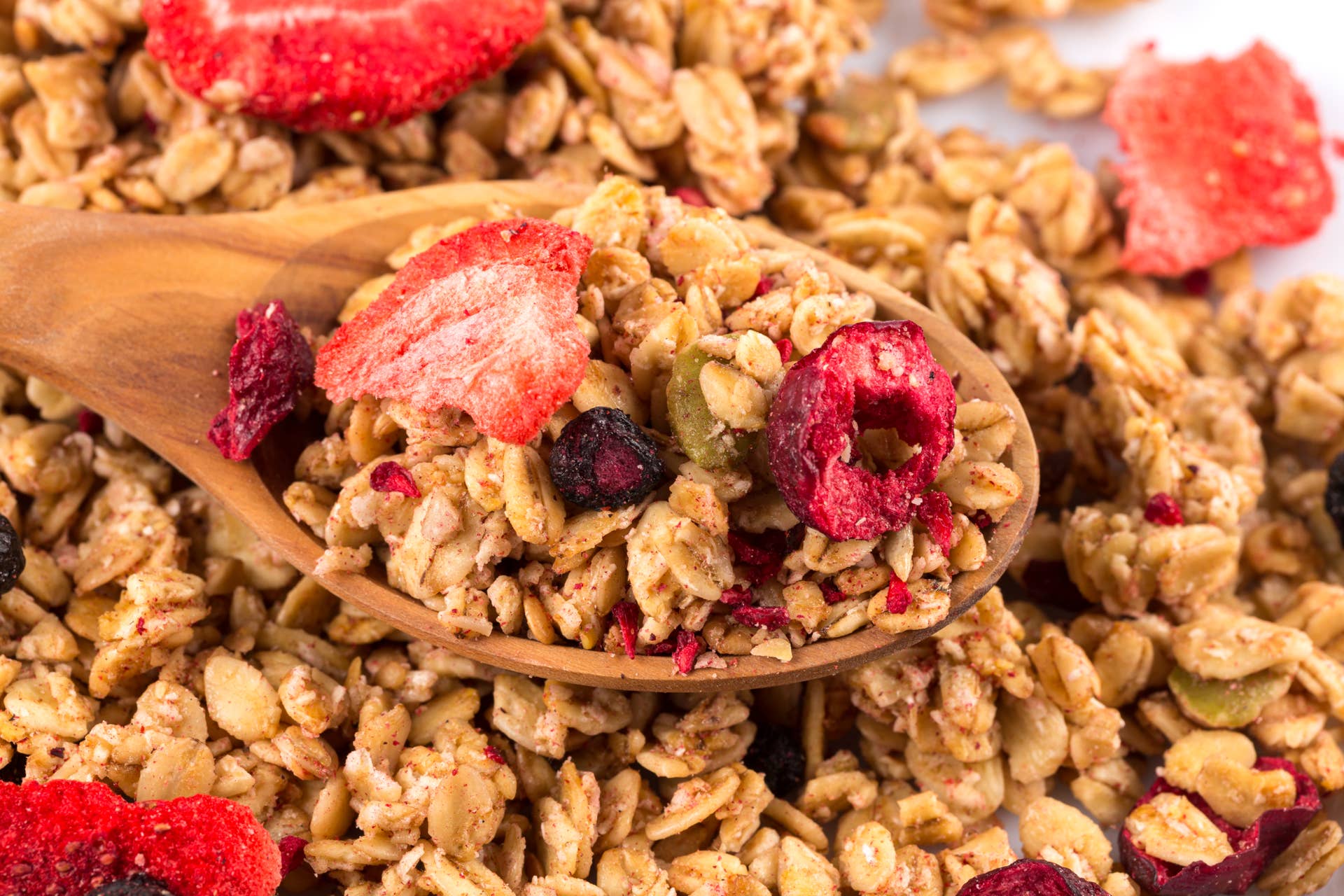 The Best Bulking Foods, According to Dietitians - Men's Fitness