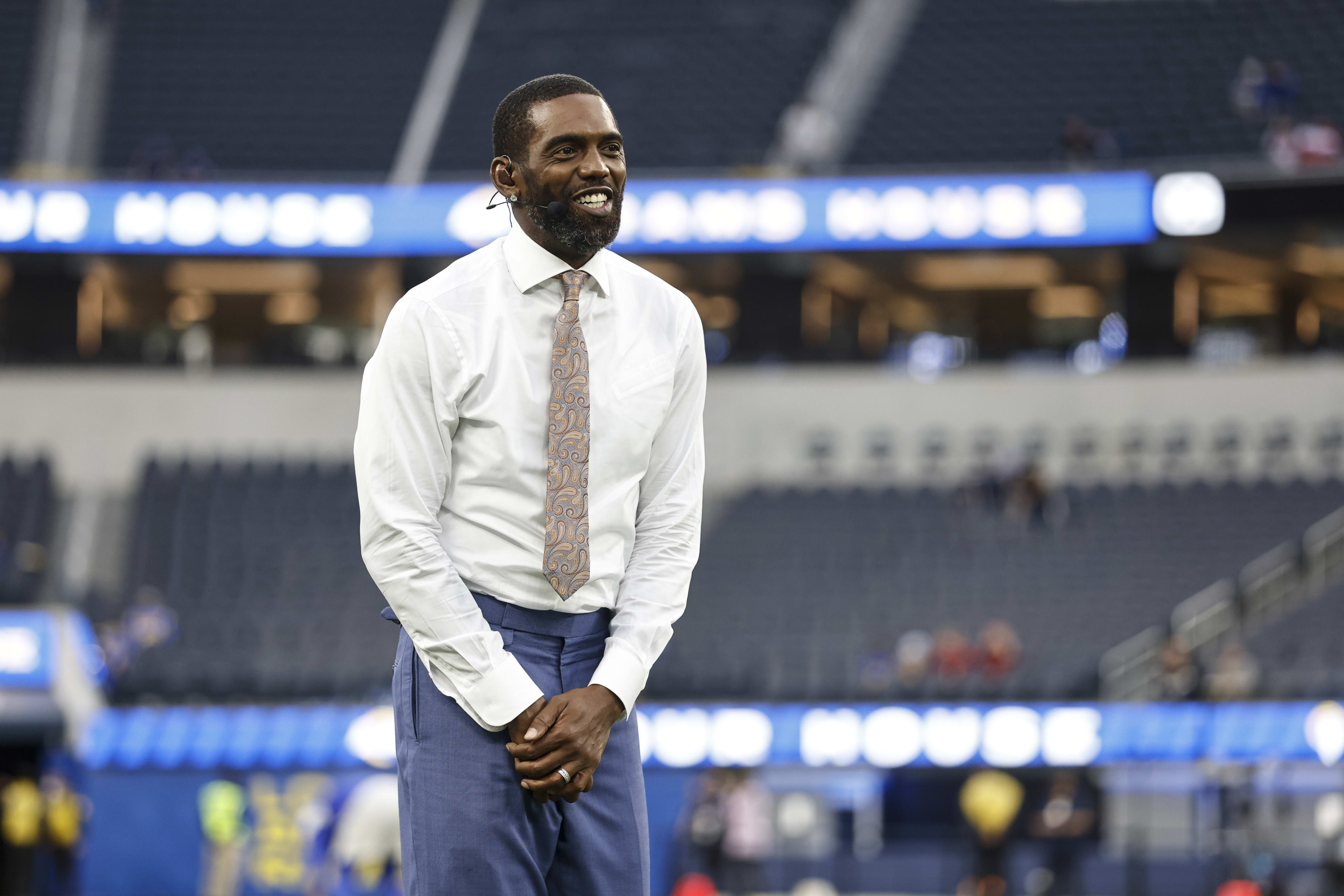 Randy Moss Returns to ESPN After Cancer Battle - Men's Fitness