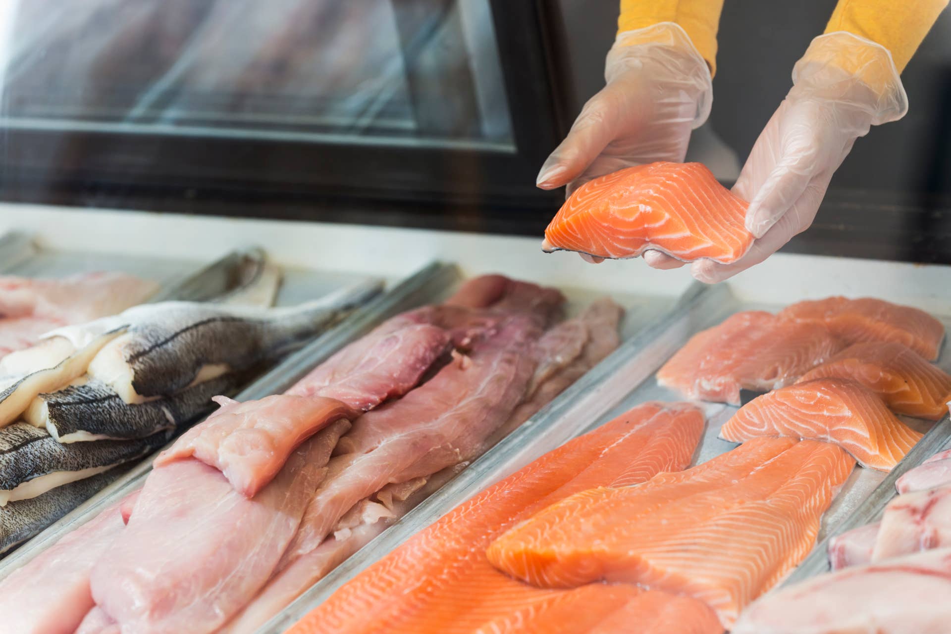 The Best and Healthiest Fish to Buy at Your Supermarket - Men's Fitness