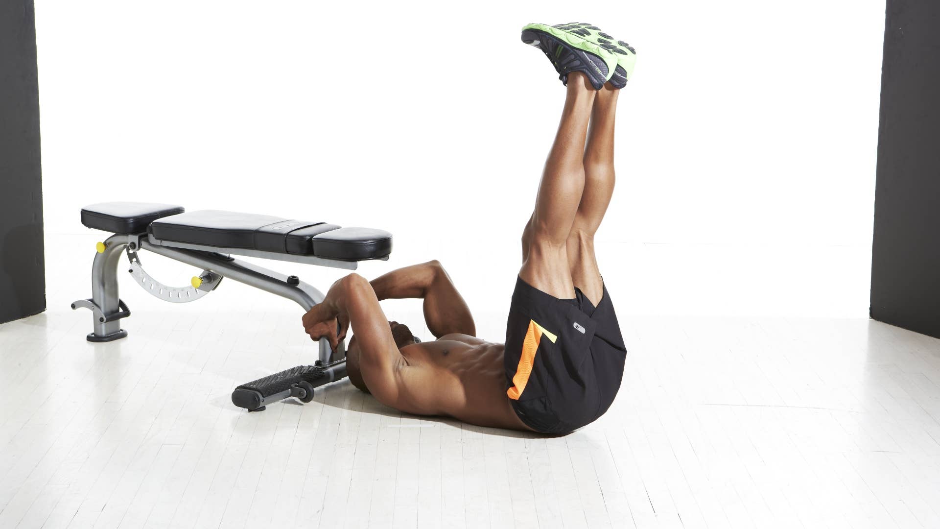 Strengthen Your Core With These Bodyweight Abs Exercises - Men's Fitness