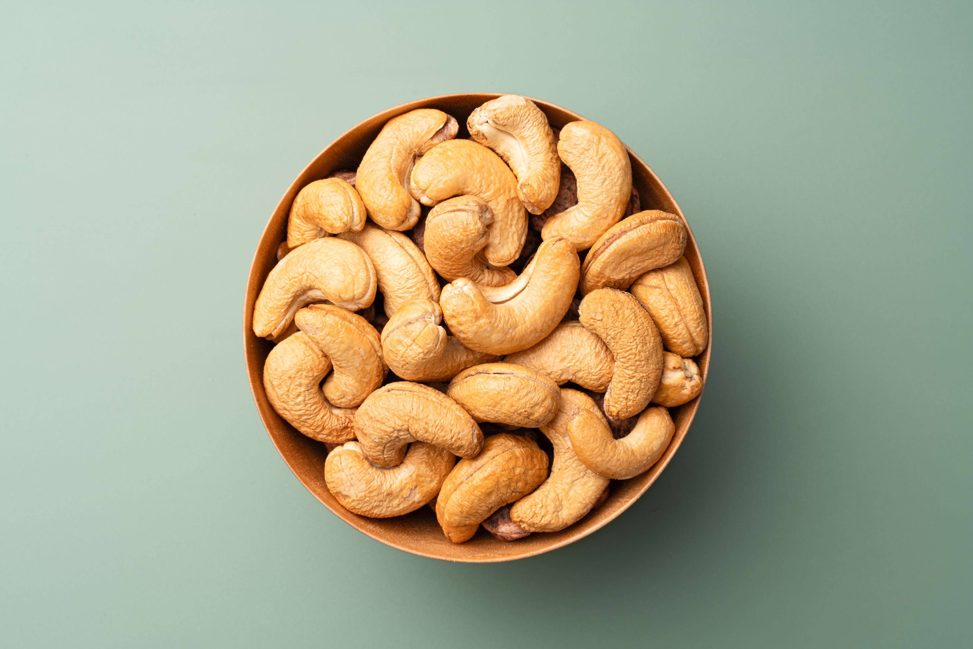 The 5 Best High-Protein Nuts, According to Dietitians - Men's Fitness