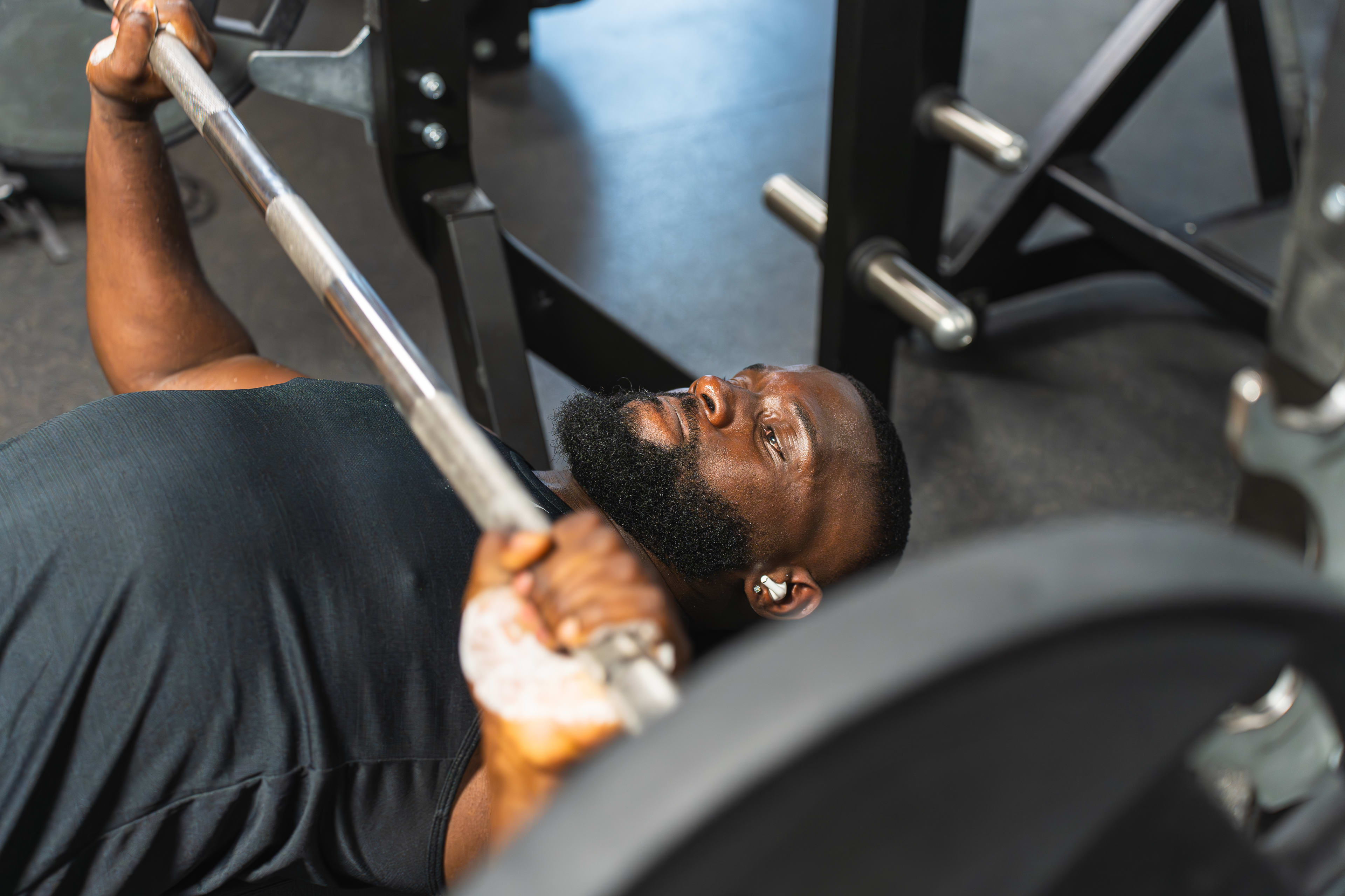 Strength Coach: This One Bench Press Trick Leads to Instant Gains - Men ...