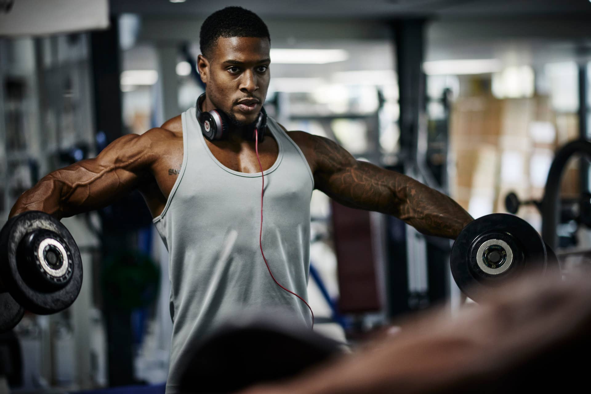 Mike Israetel Reveals the Optimal Sets for Growing Big Muscles - Men's ...