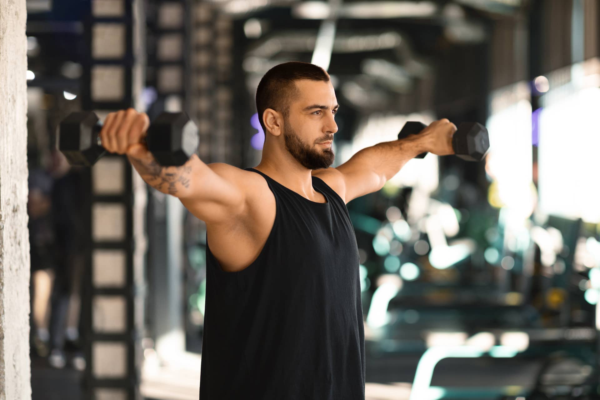 The 2 Shoulder Workouts That Helped a Regular Guy Build Huge Delts ...