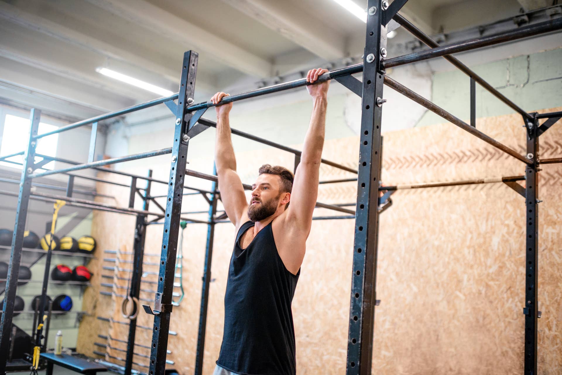 Trainer Swears By This One-Minute Daily Exercise for Fixing Back Pain ...