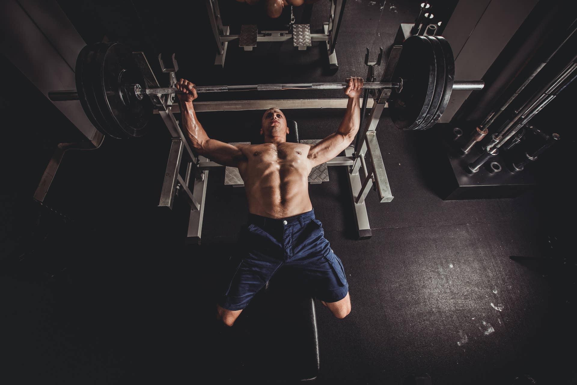 Exercise Physiologist Aaron Horschig Shares Ingenious Fix to This Bench ...