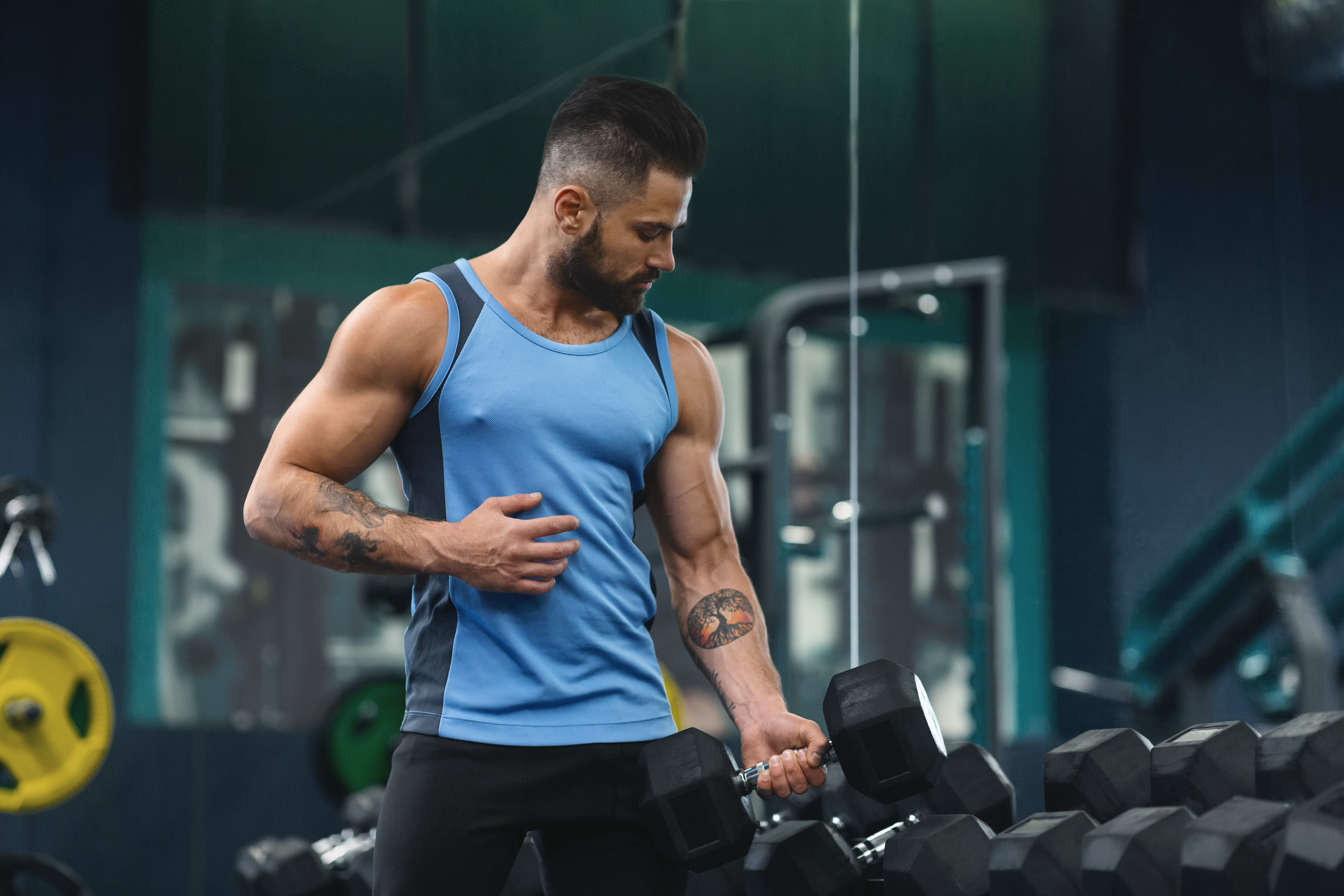 Jay Cutler Swears By Overhead Rope Extensions for Big Triceps - Men's ...